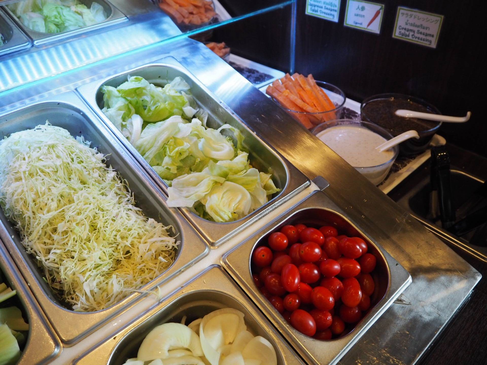 บาร์ผักตักไม่อั้น ร้าน Mo-Mo-Paradise สเปลล์