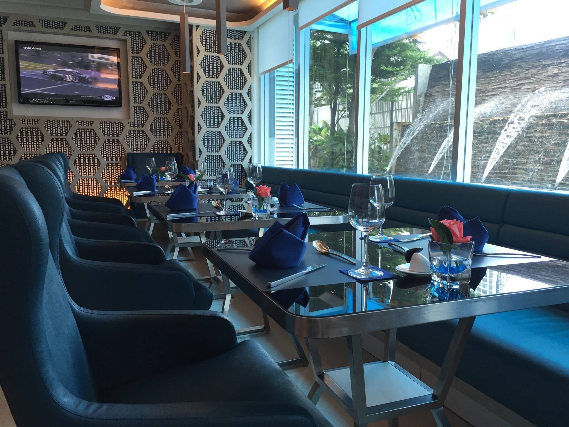 รูป 248 Cafe & Bar