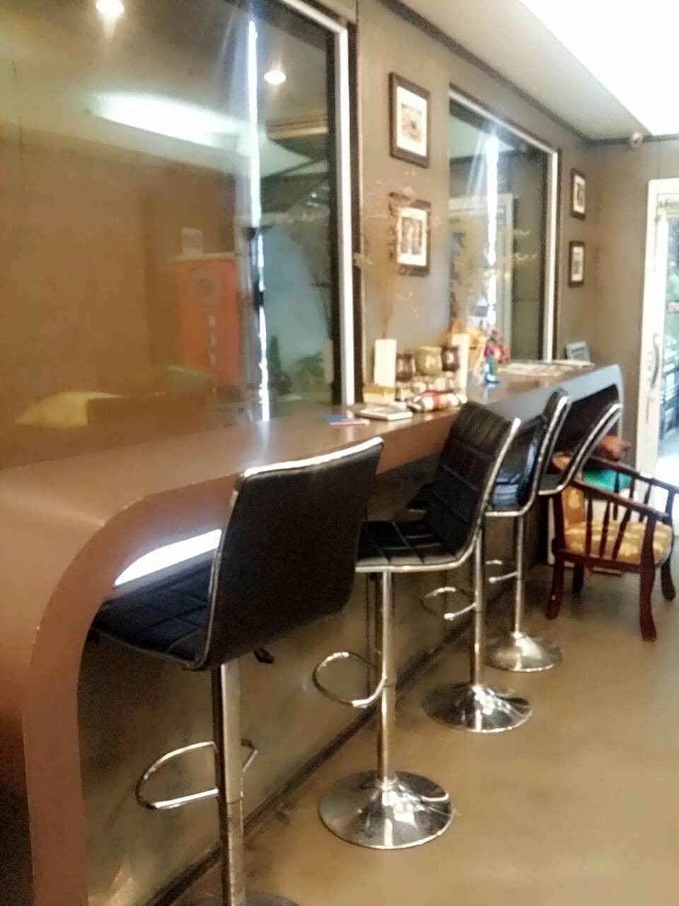 รีวิว COPS CUPS - กาแฟอร่อย มีหลากหลายเมนู