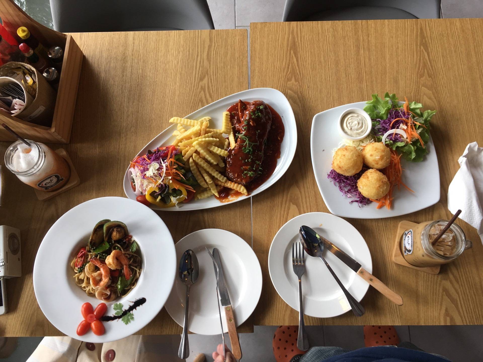รีวิว Cafe'35 Pattaya - เสต็กอร่อย