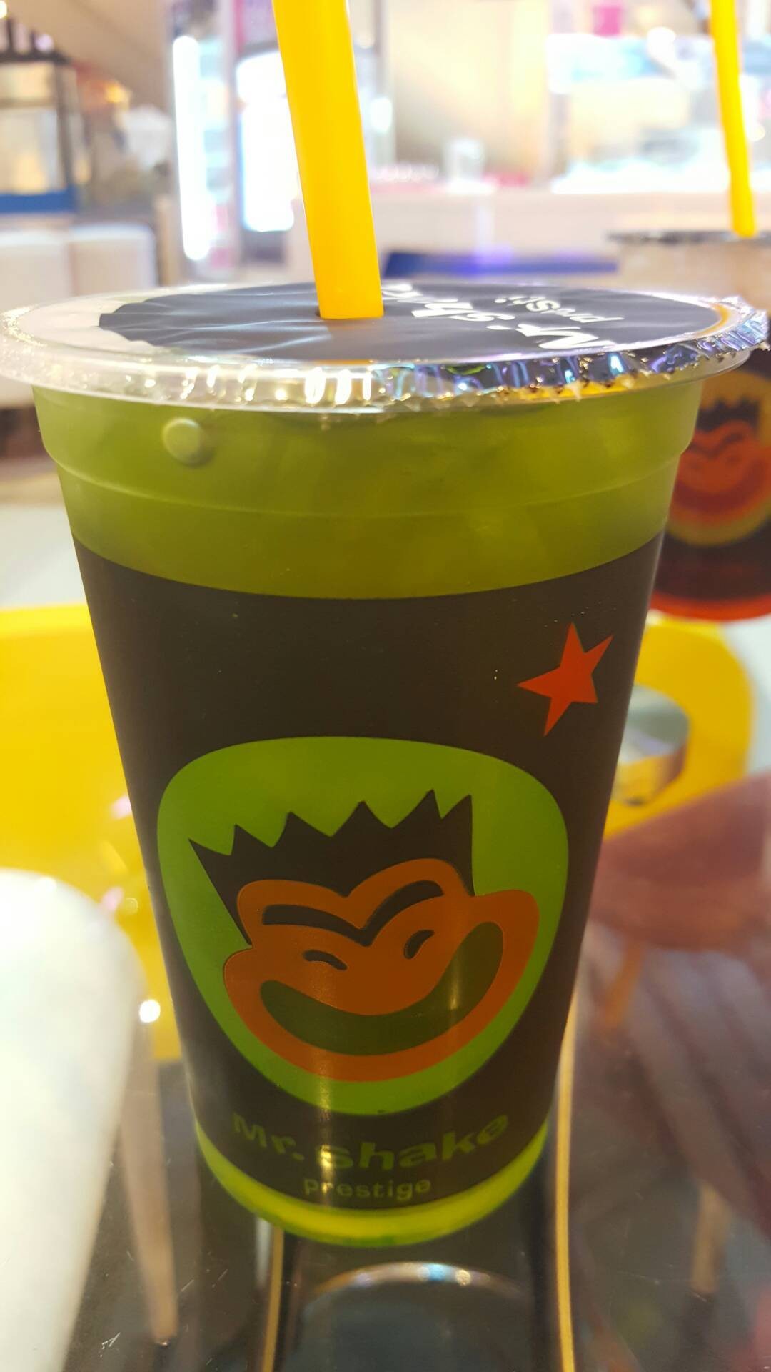 รีวิว Mr.Shake เซ็นทรัลพลาซาแกรนด์พระราม 9 - ร้านชา ชั้นใต้ดิน