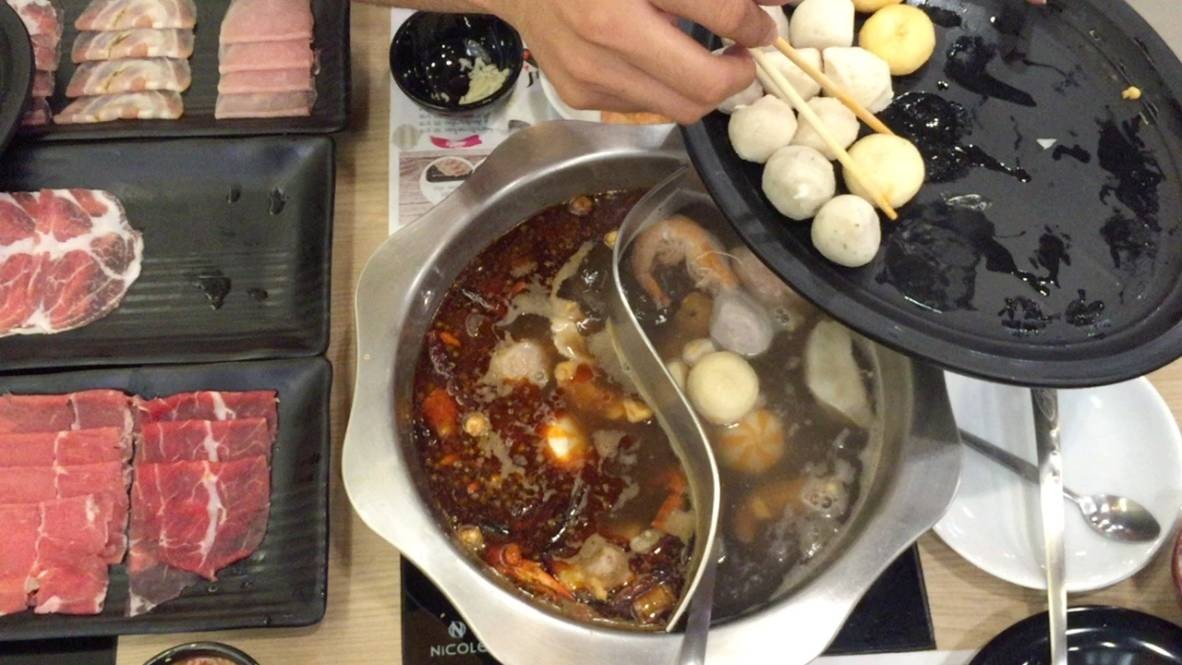 รีวิว FuFu Taiwanese Shabu Crystal Veranda - สายชาบูไม่ควรพลาดเพราะไลน์ ...