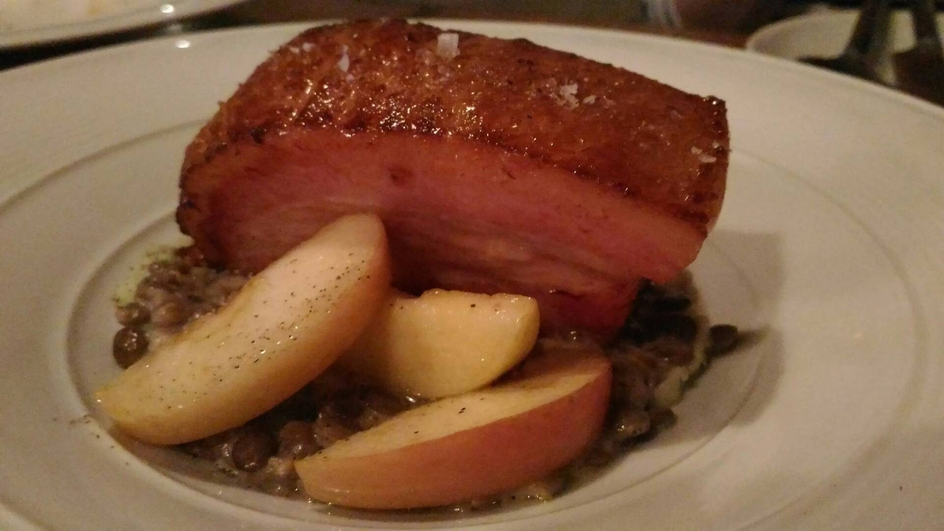 รีวิว Smith Restaurant & Bar สุขุมวิท 49 - อาหารใช้ได้ แต่ไม่ประทับใจมากนัก