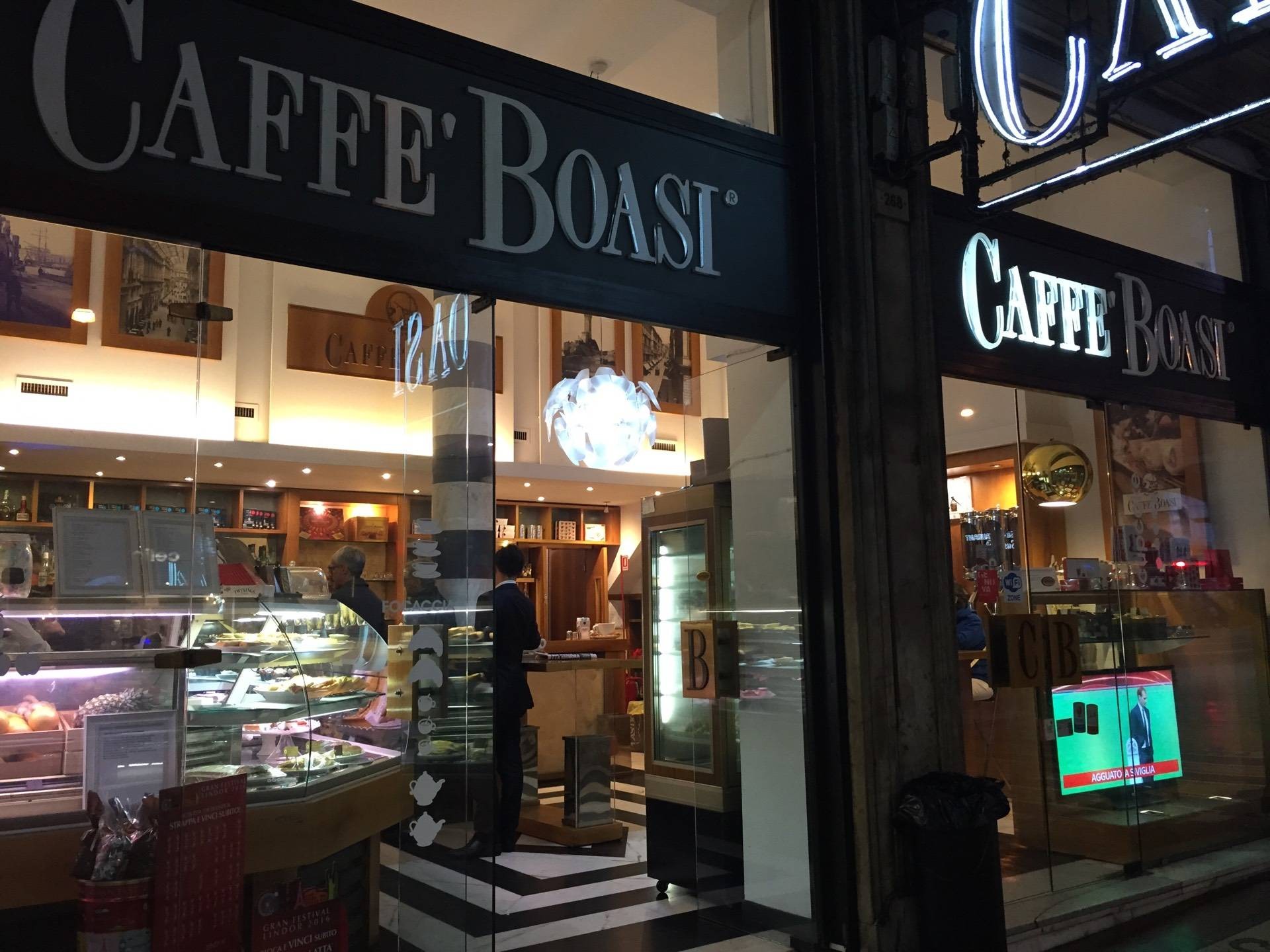รีวิว Caffe Boast - เดินผ่านคนเยอะเลยลองแต่ไม่ผ่านจริงๆ