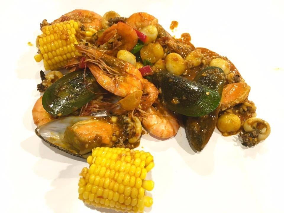 รีวิว Holy Shrimp แจ้งวัฒนะ - ราคาไม่แพง ซอสที่ปรุงรสกับซีฟู๊ตอร่อย ...