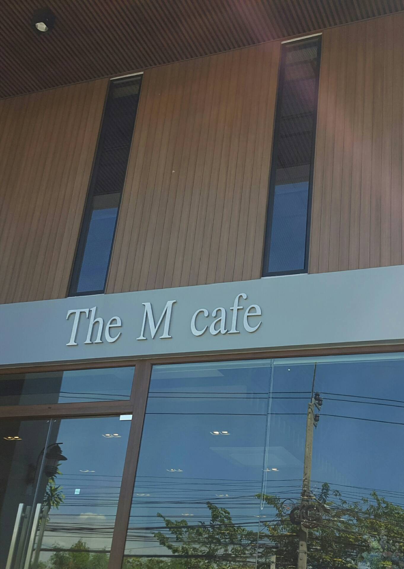 รีวิว Merlin cafe - กลับมาอีกครั้งด้วยความคิดถึง