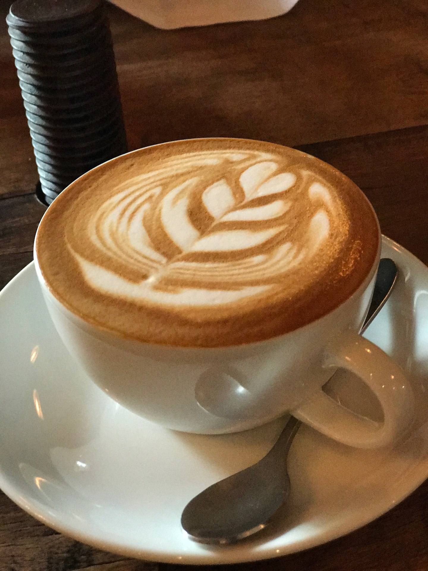 รีวิว Casa Lapin Ari Josh Hotel - Flat white is the must. Very tasty ...