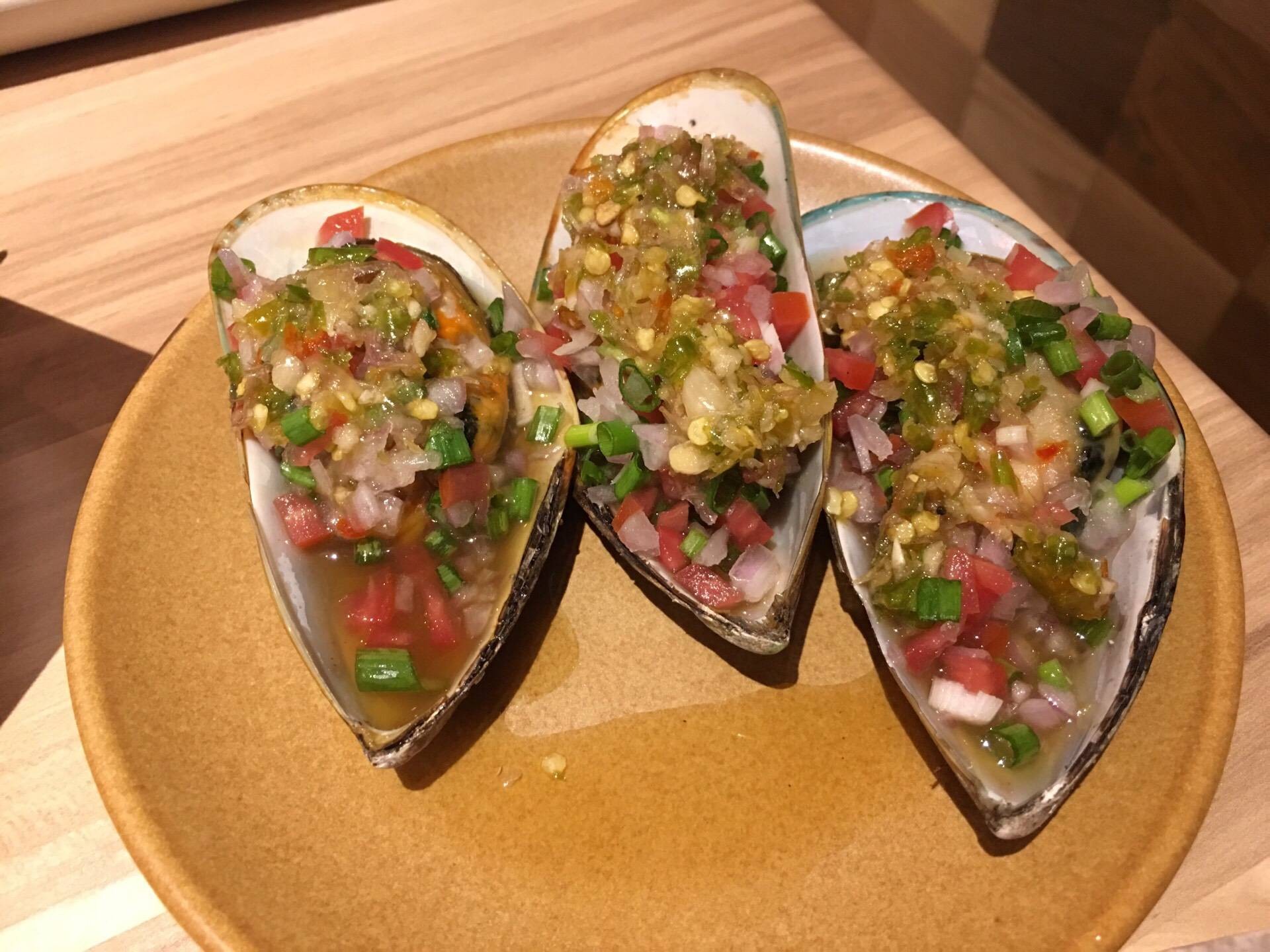 หอยแมลงภู่ซอลซ่า ร้าน Burn Whale - Wongnai