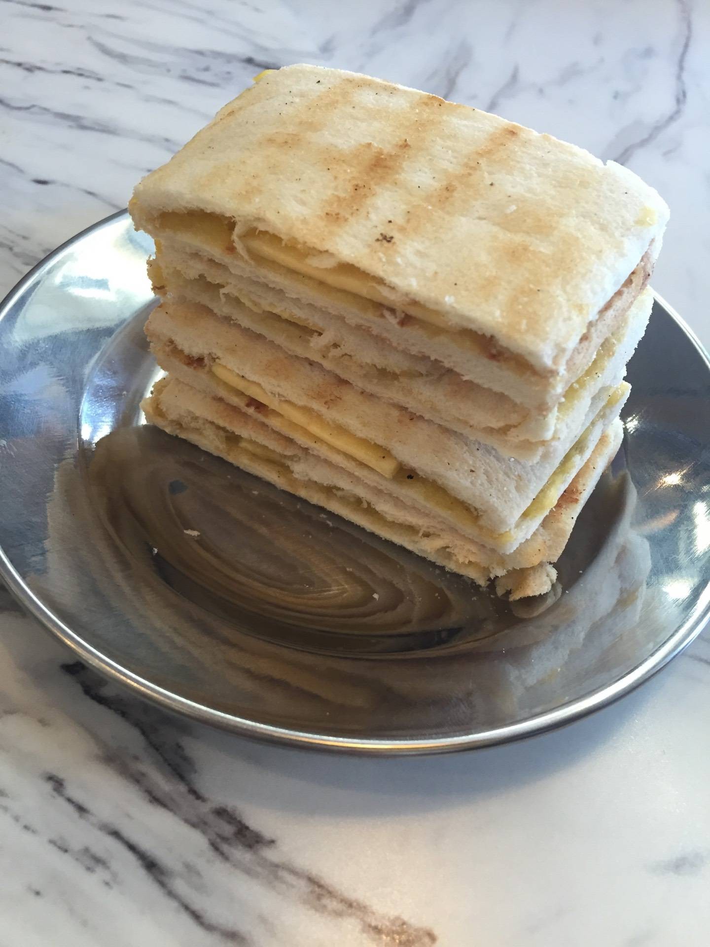 รีวิว Mellow Yellow Toast & Bistro toast & bistro - กินตามหนังสือ - Wongnai