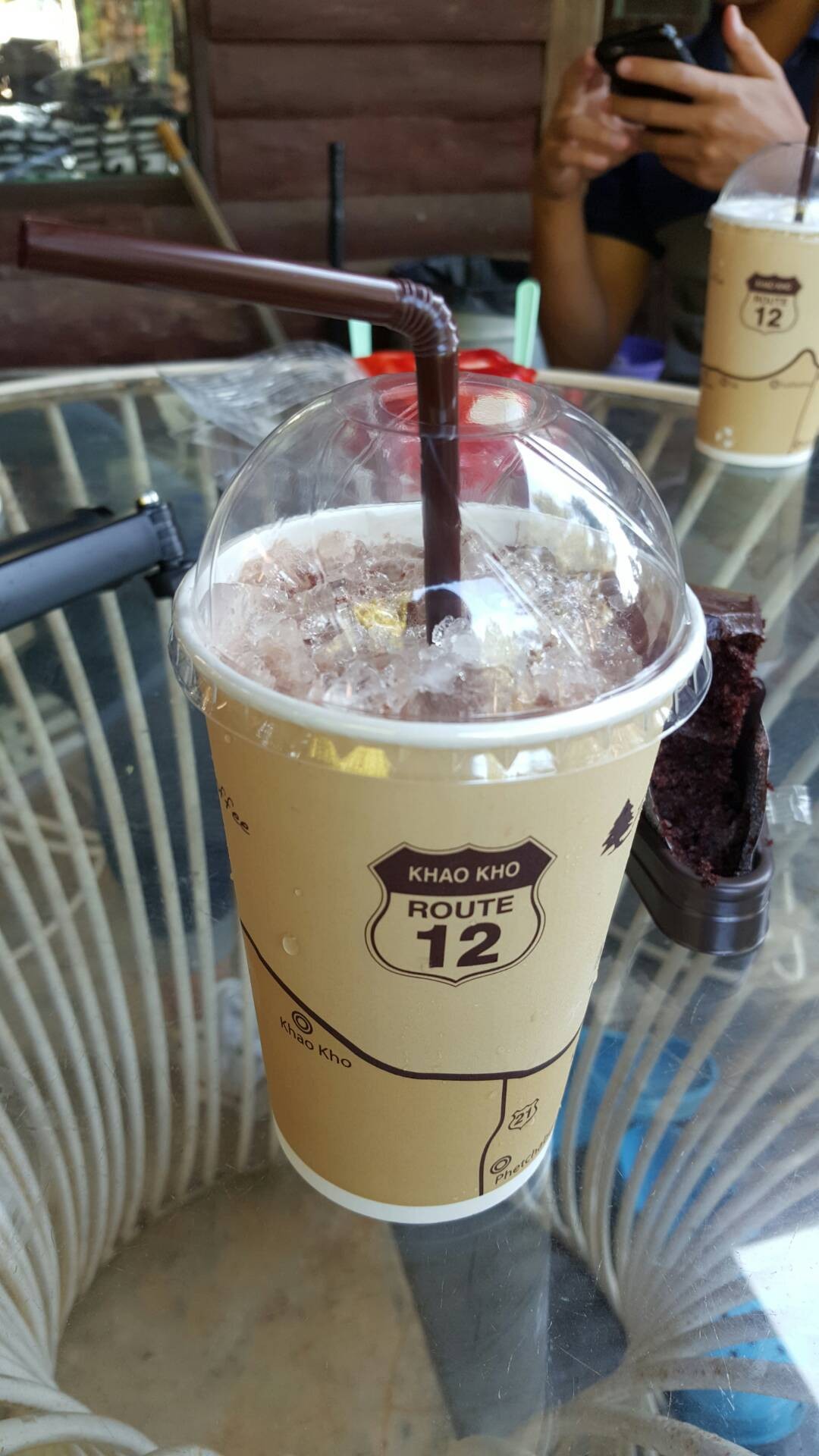 รีวิว Route 12 Coffee - ร้านกาแฟน่านั่ง
