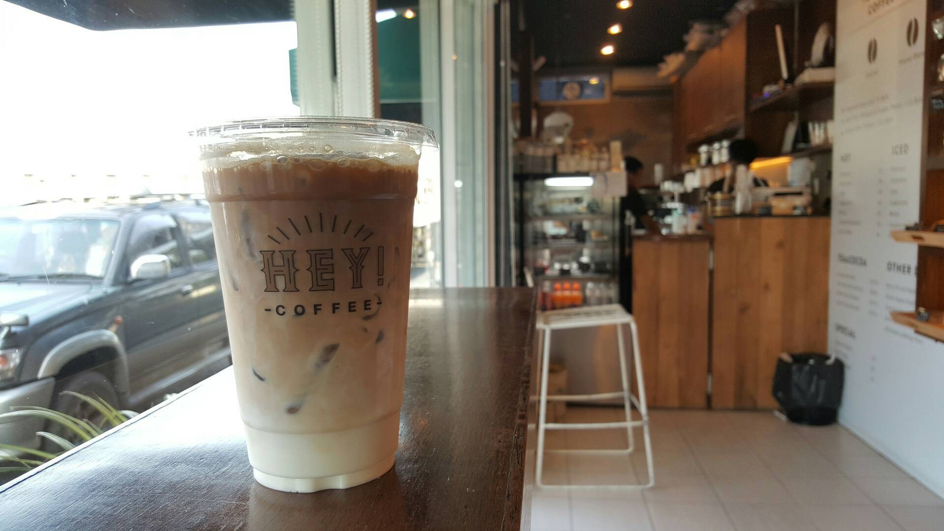 รูป HeyCoffee ทางพิเศษศรีรัช