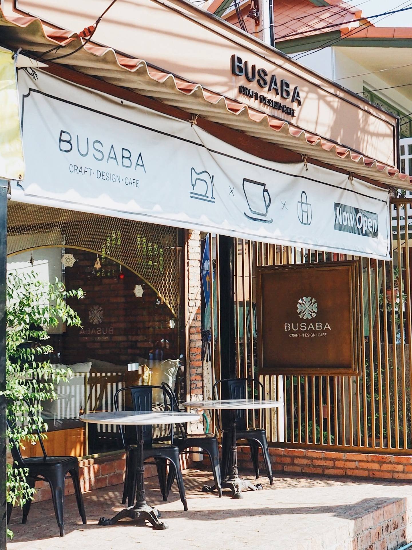รีวิว Busaba Cafe & Bake Lab Bake Lab - คาเฟ่เล็กๆตรงข้ามวัดมหาธาตุ
