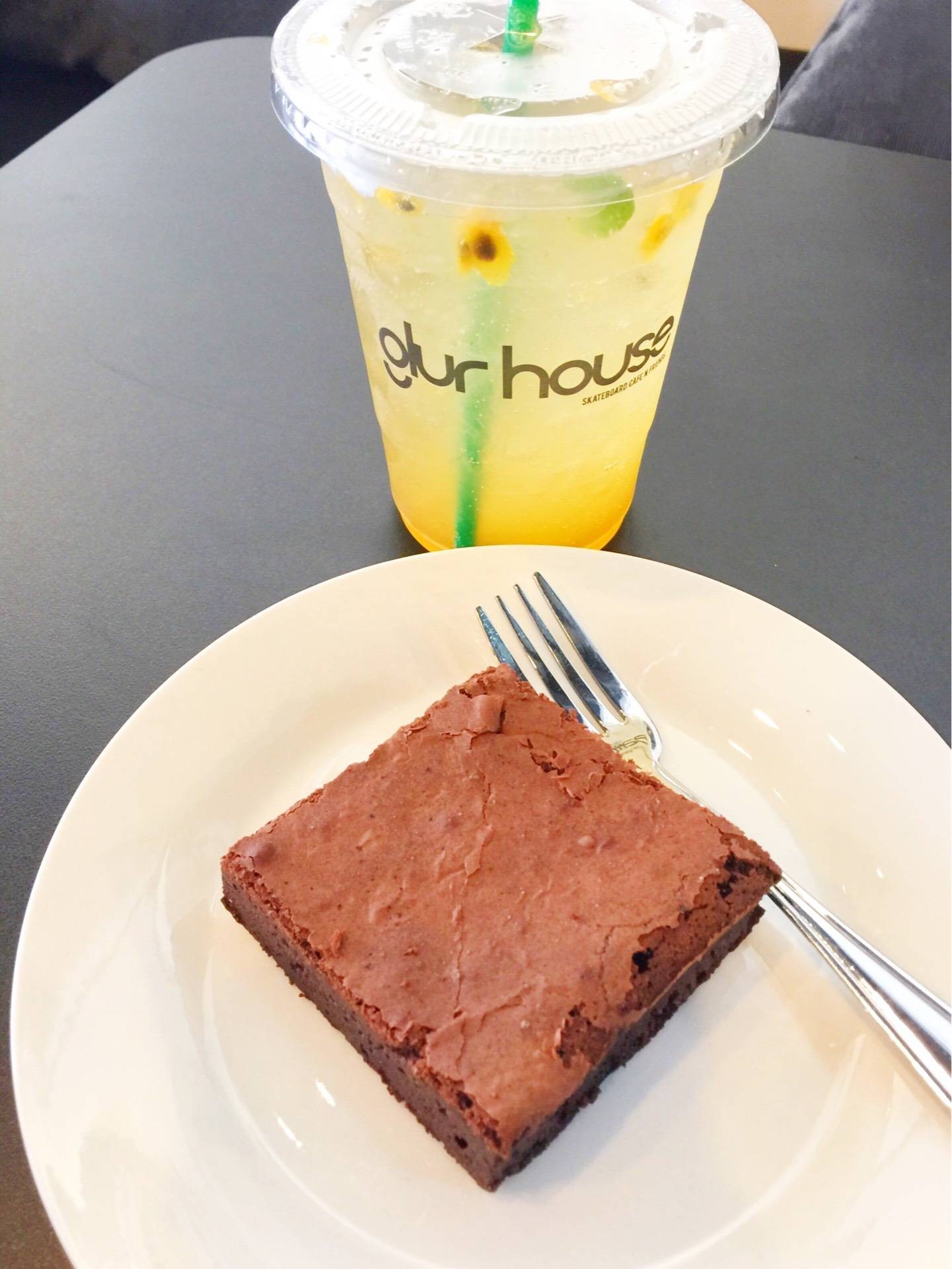 รีวิว glur house - ร้านกาแฟเปิดใหม่