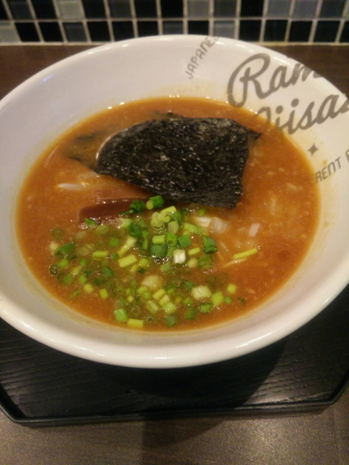 รีวิว Ramen Ajisai ทองหล่อ - น้ำซุปเข้มข้น ราคาไม่แรง - Wongnai