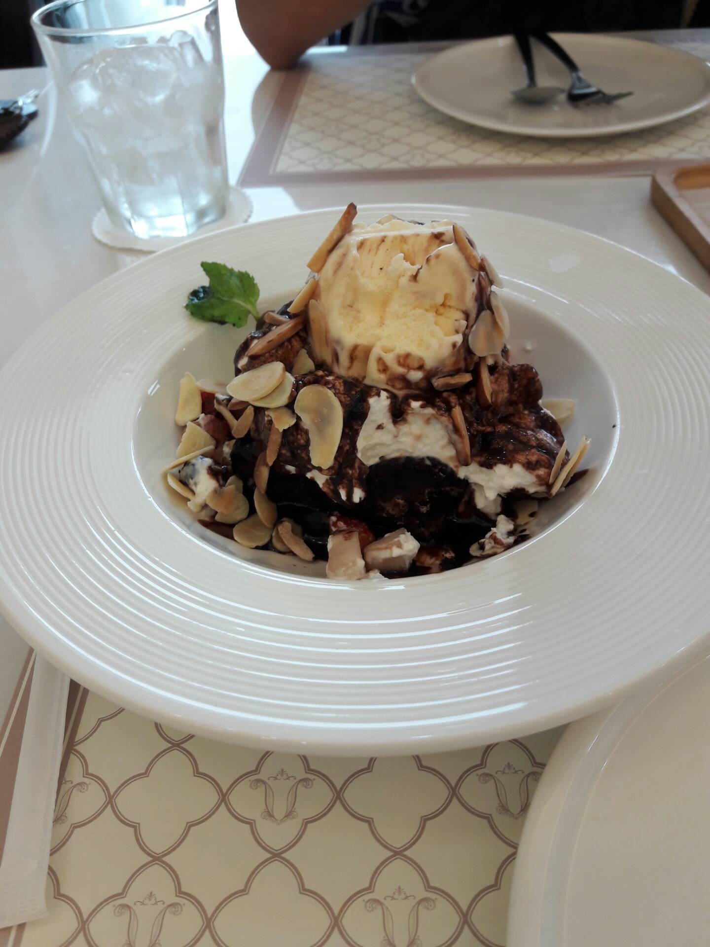 รีวิว Vanilla Cafe&Bistro - ร้านน้องใหม่สุดหรู ที่ราคาคุ้มค่ากับการไป ...