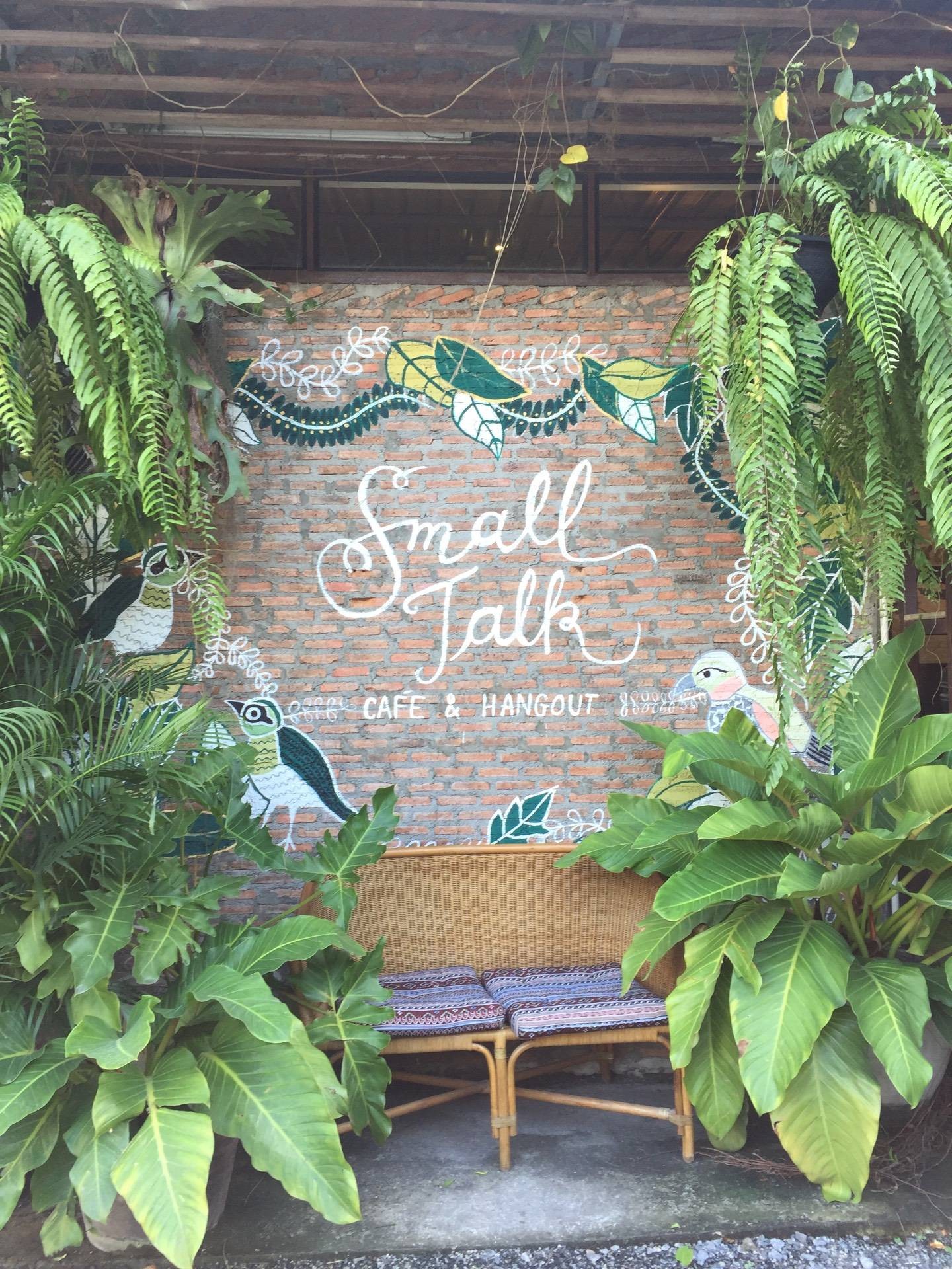 รีวิว Small Talk Cafe & Hangout - สมคำลำลือที่ได้ฟังได้ยิน บรรยากาศดี ...