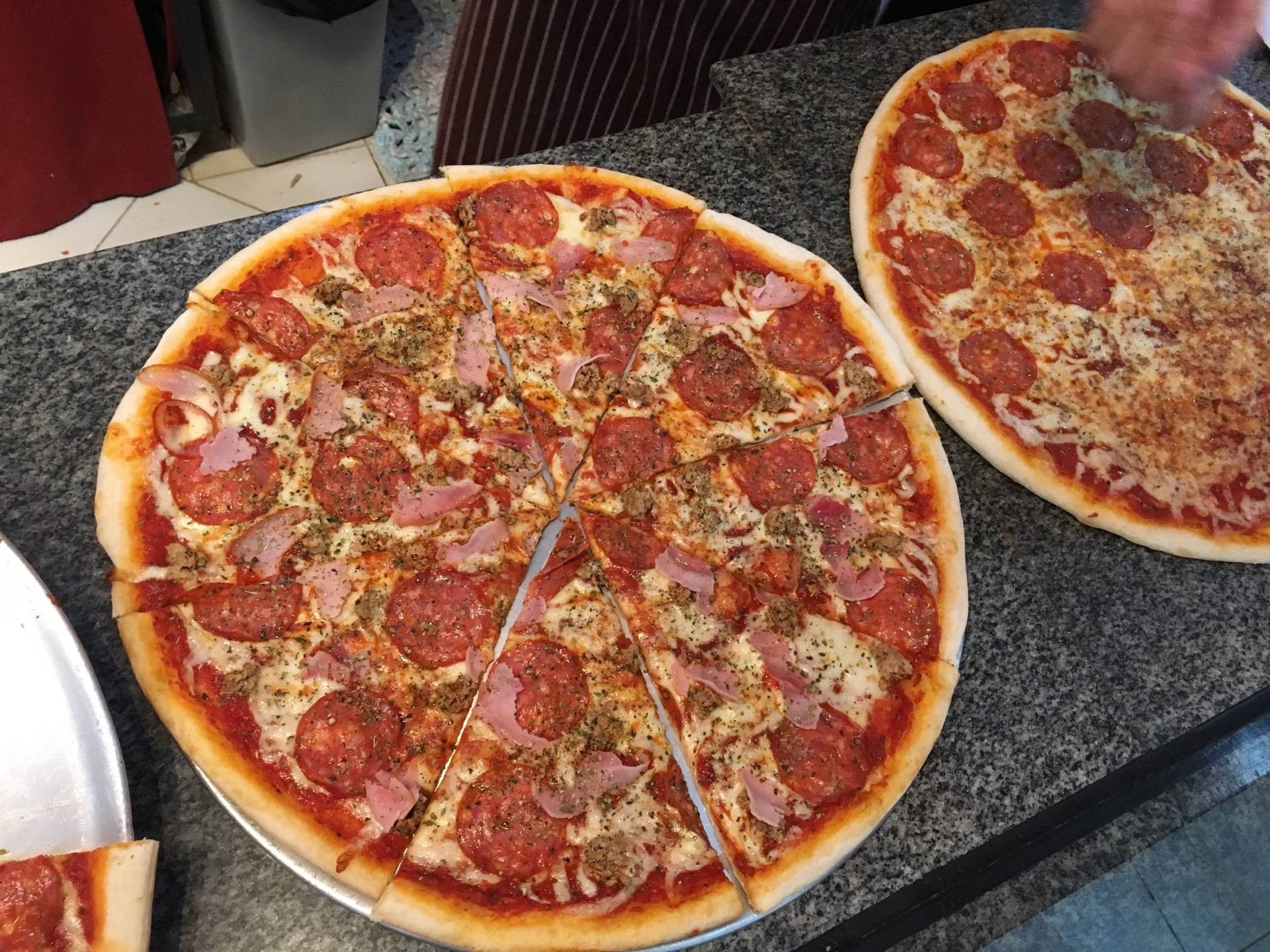 รีวิว Bronx Pizza พิซซ่า 18 นิ้ว Soi lenkgee - best pizza - Wongnai