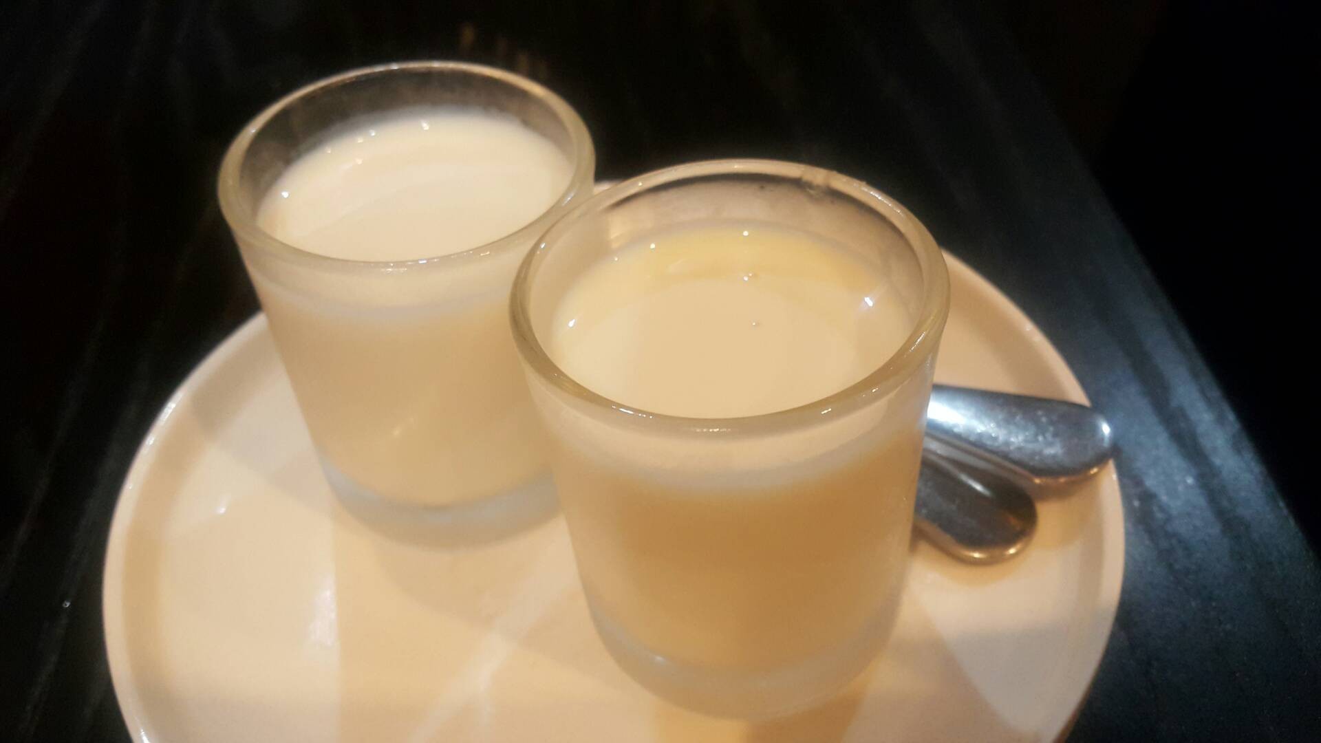 รีวิว Katsu Tei กล้วยน้ำไท - ประทับใจมากเลยคะกับร้านนี้... มาทานครั้งแรกสมัยเรียนเมื่อเจ็ดปีก่อน ...