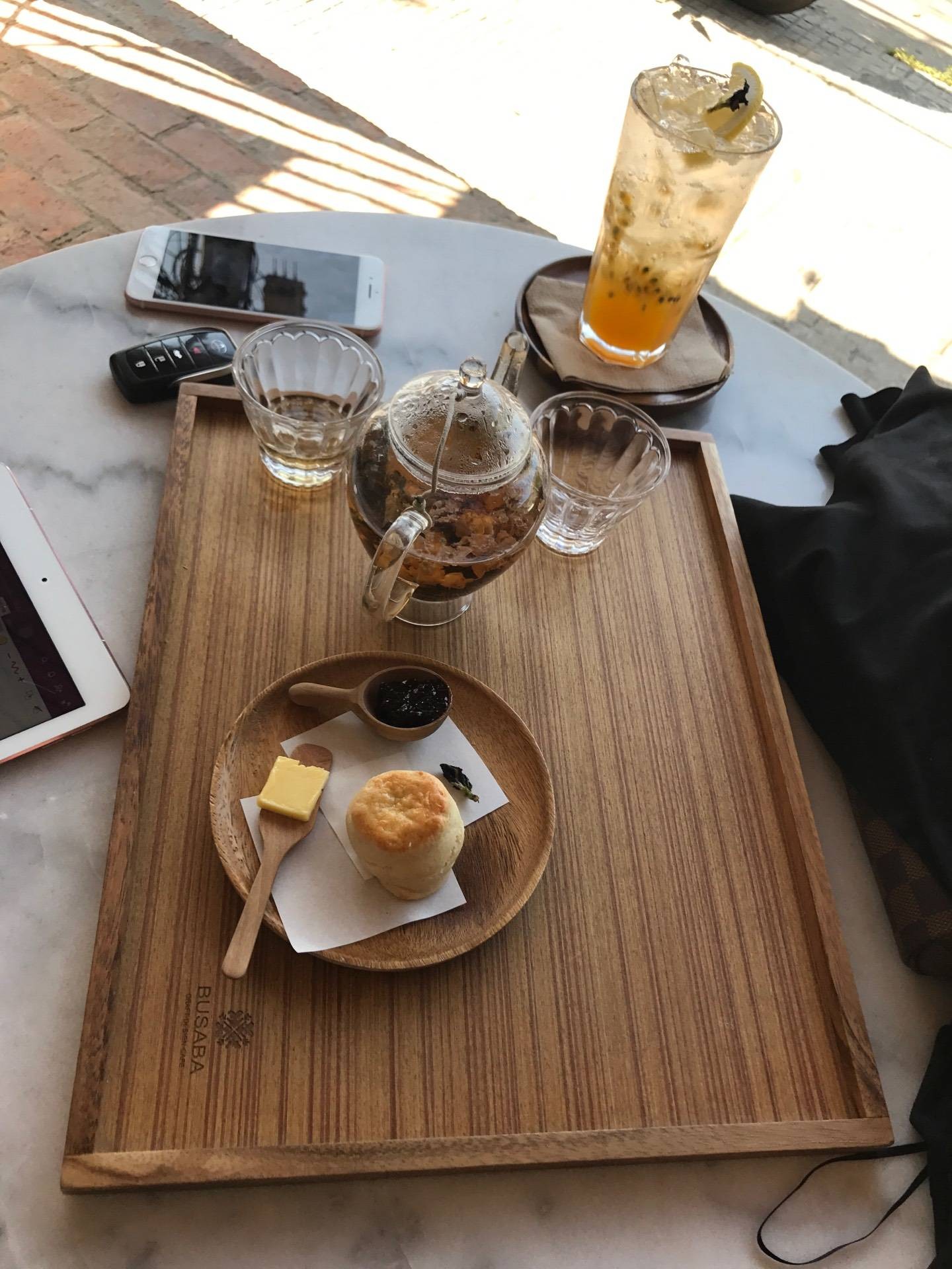 รีวิว Busaba Cafe & Bake Lab Busaba Cafe / Bake Lab - love the scenery ...