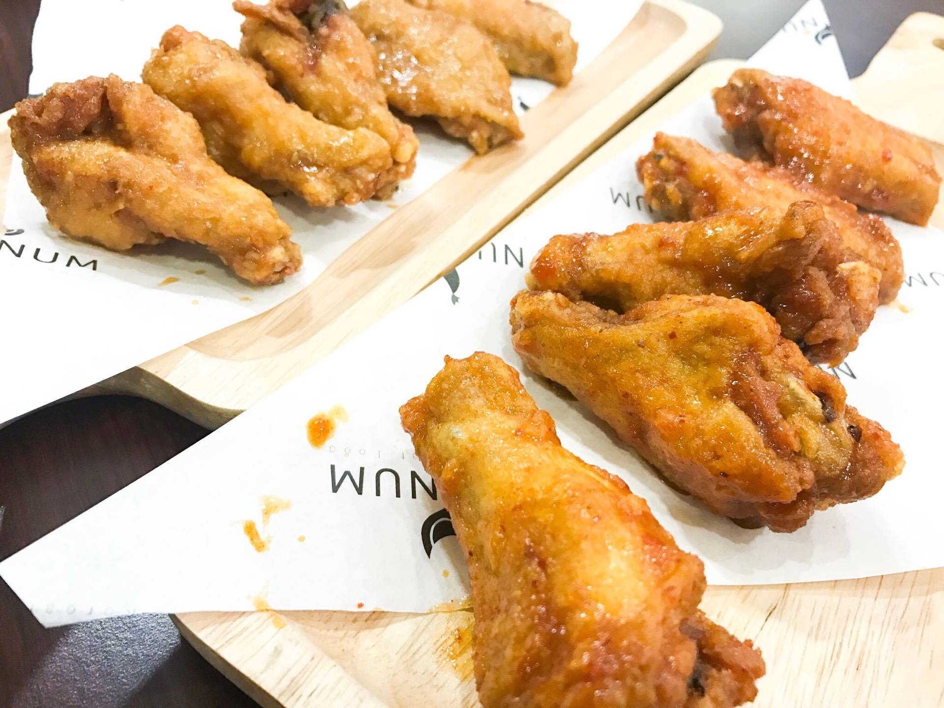 รีวิว Num Num สยามแสควร์วัน - มาลองไก่ทอดเกาหลีนัมนัม 🍗