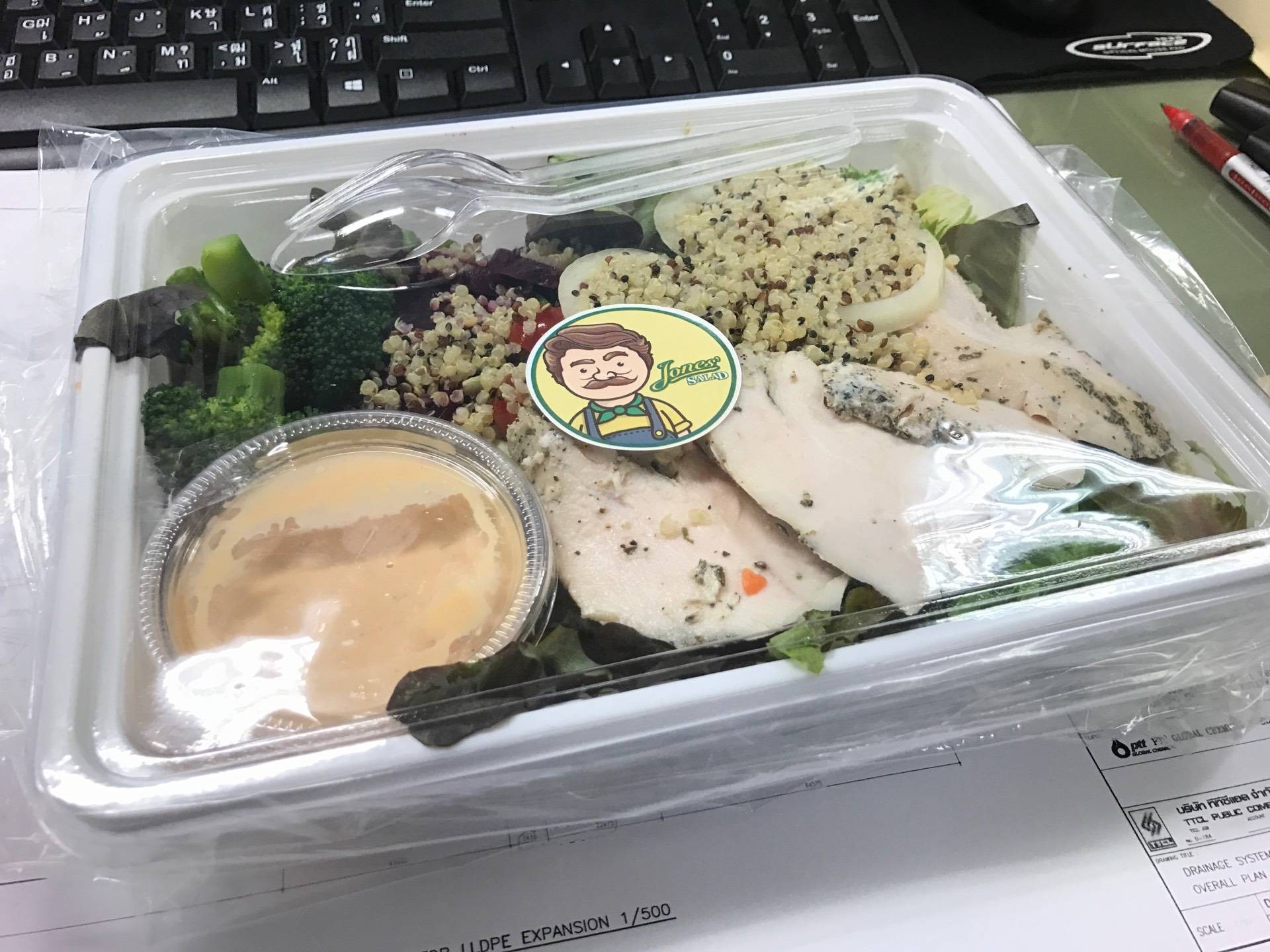 รีวิว Jones' Salad ฟิวเจอร์ พาร์ค รังสิต - สลัดคุณภาพราคาไม่แพง