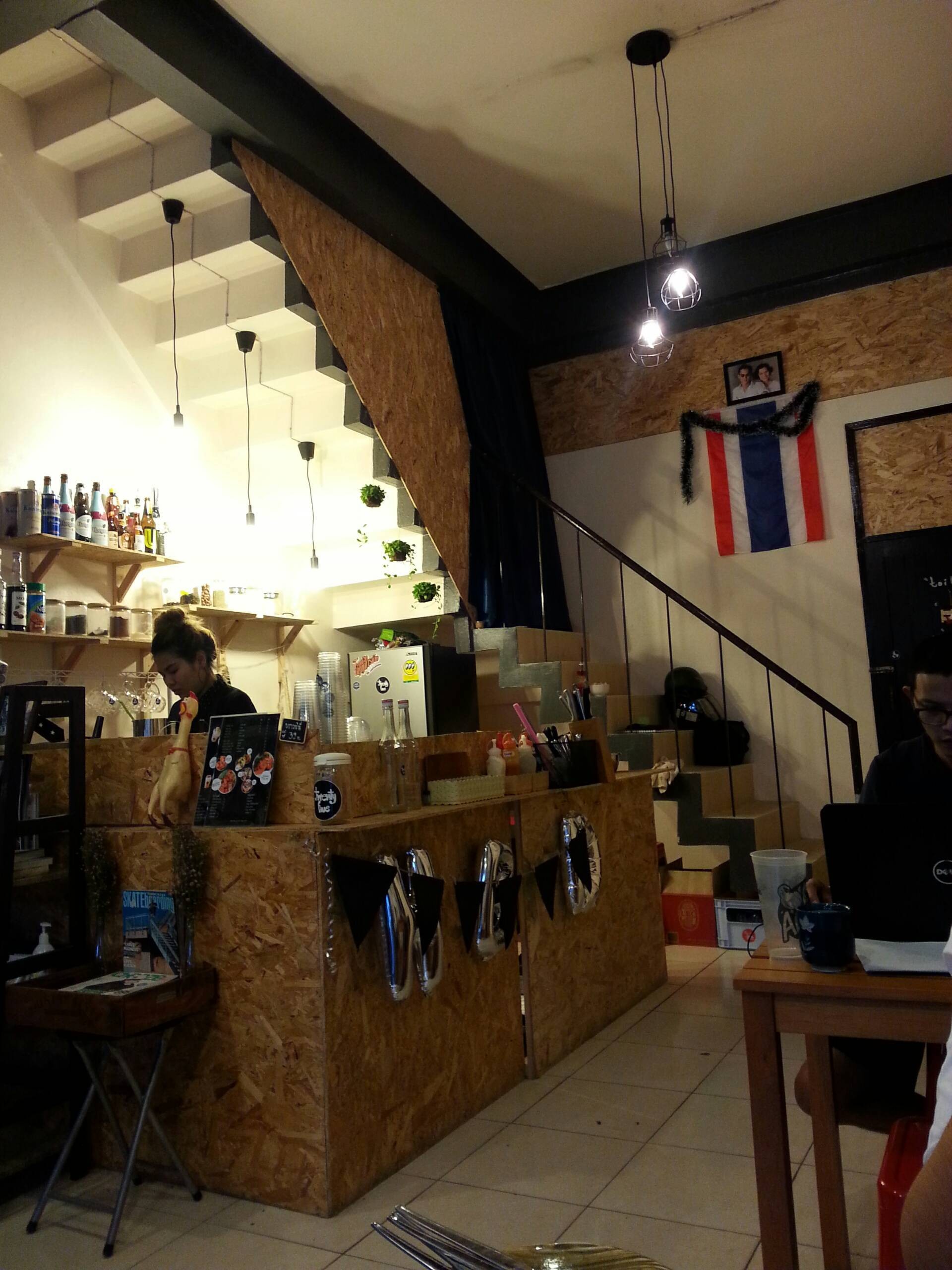 รีวิว Twenty Five Cafe' - แวะหน่อยชิมหน่อย