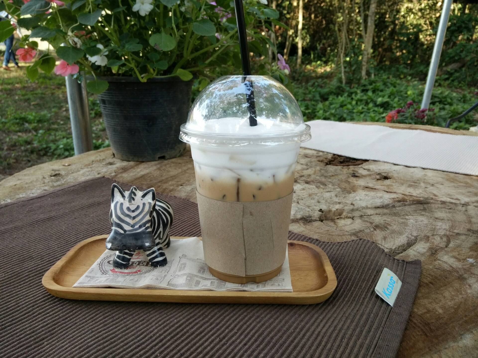 รีวิว Kahawa Cafe' Chiangrai - -รสชาติกาแฟ ดี กาแฟแนะนำคือ กาแฟมะพร้าว ...