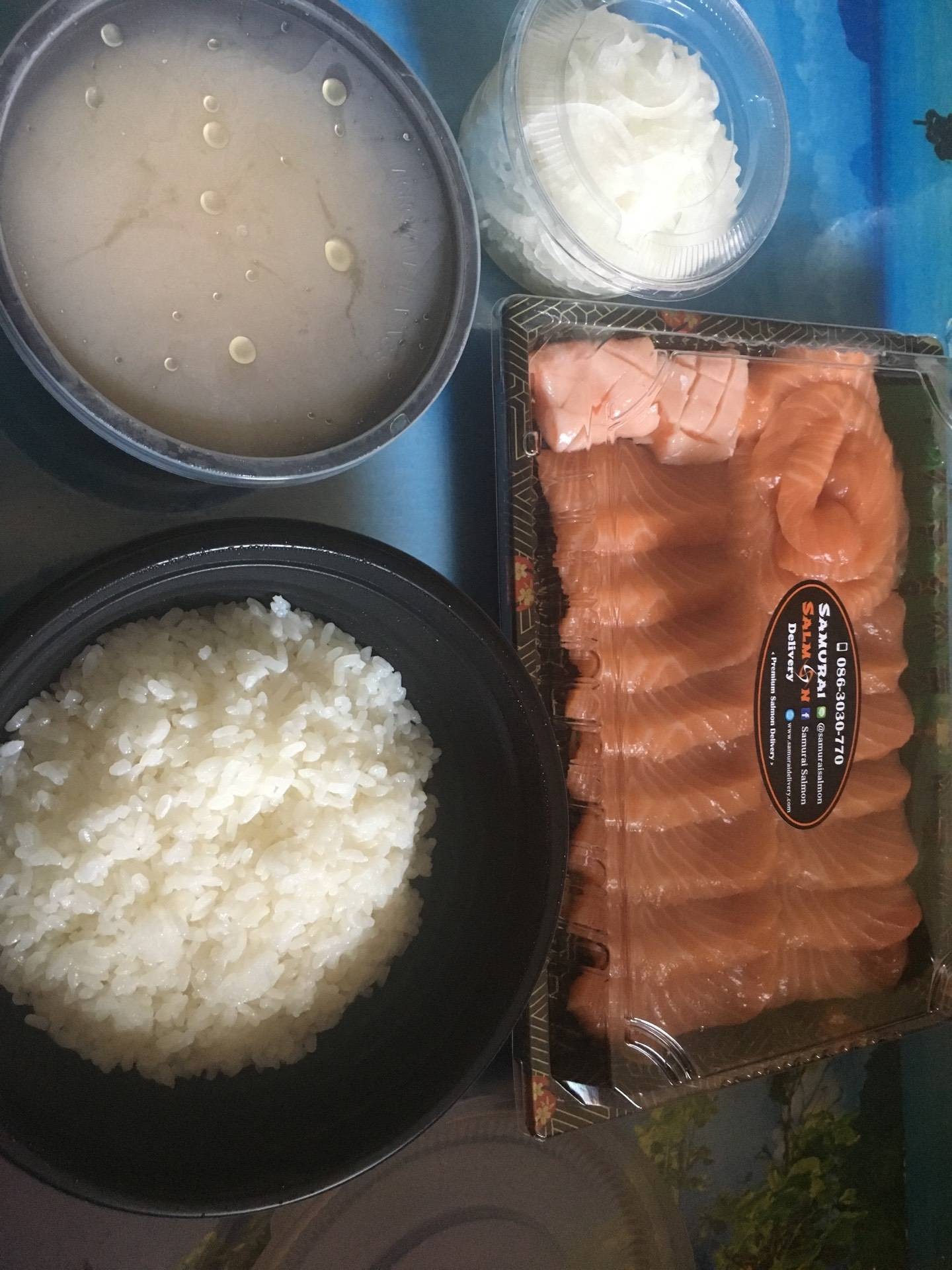 รีวิว Samurai Salmon Delivery นวมินทร์ - Salmon delivery - Wongnai