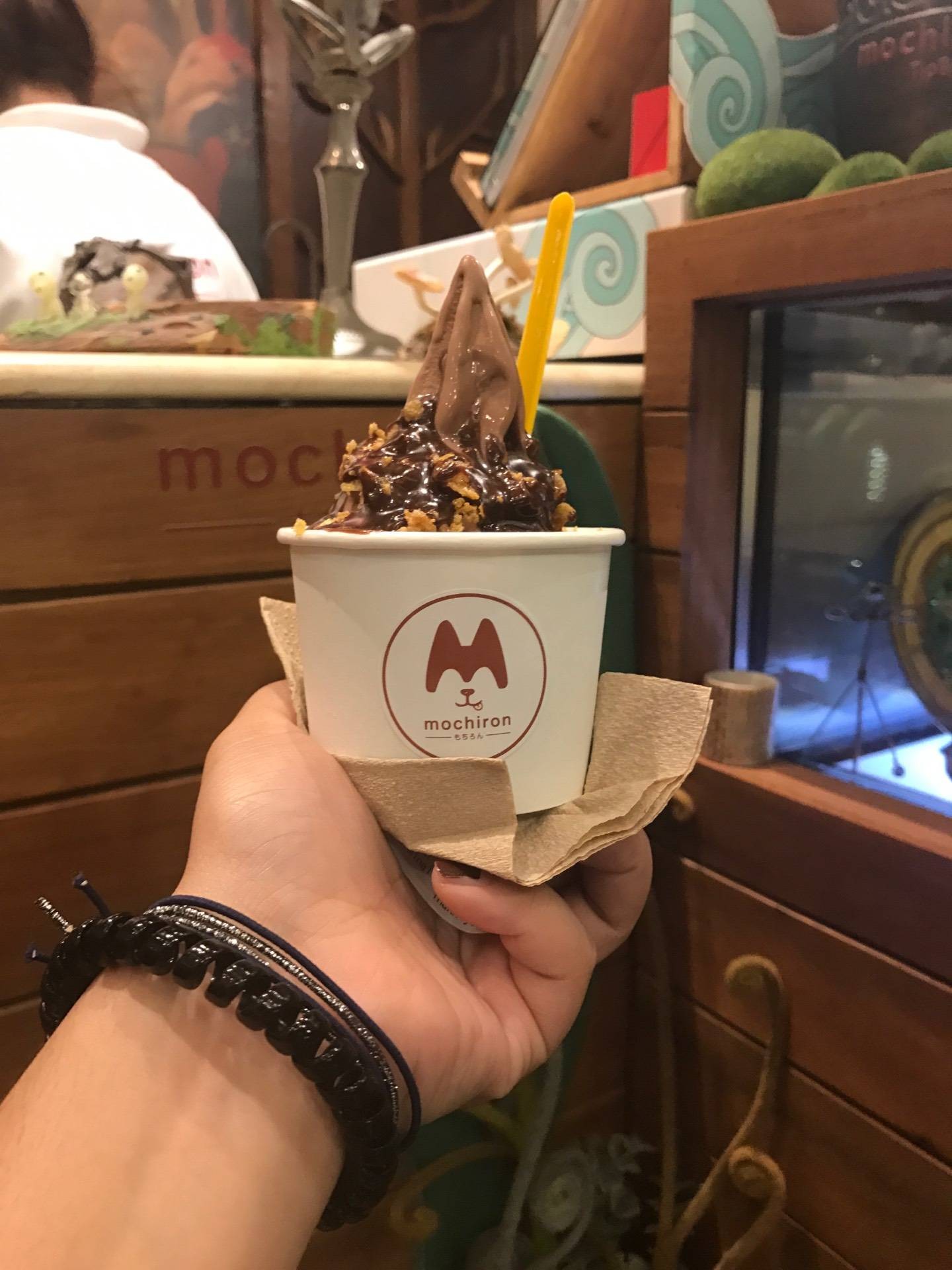 รีวิว Mochiron สยามสแควร์ซอย 10 - ติมติมนูเทลล่า ปาหัวใจใส่เลย!