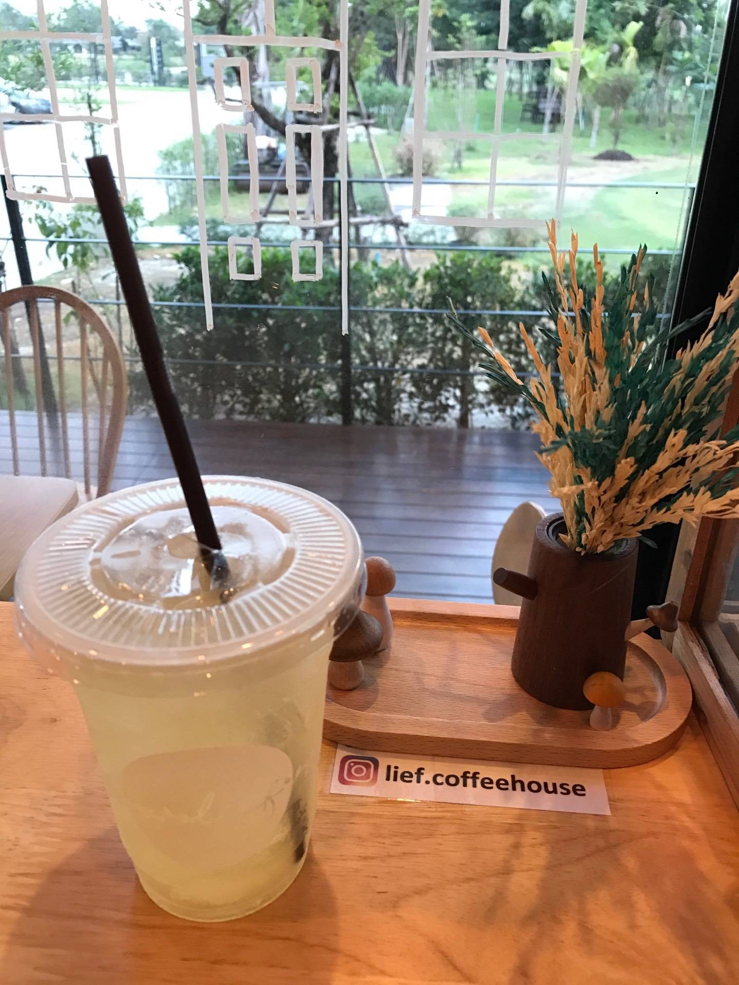 ร้าน Lief. Coffee House | รีวิวร้านอาหาร