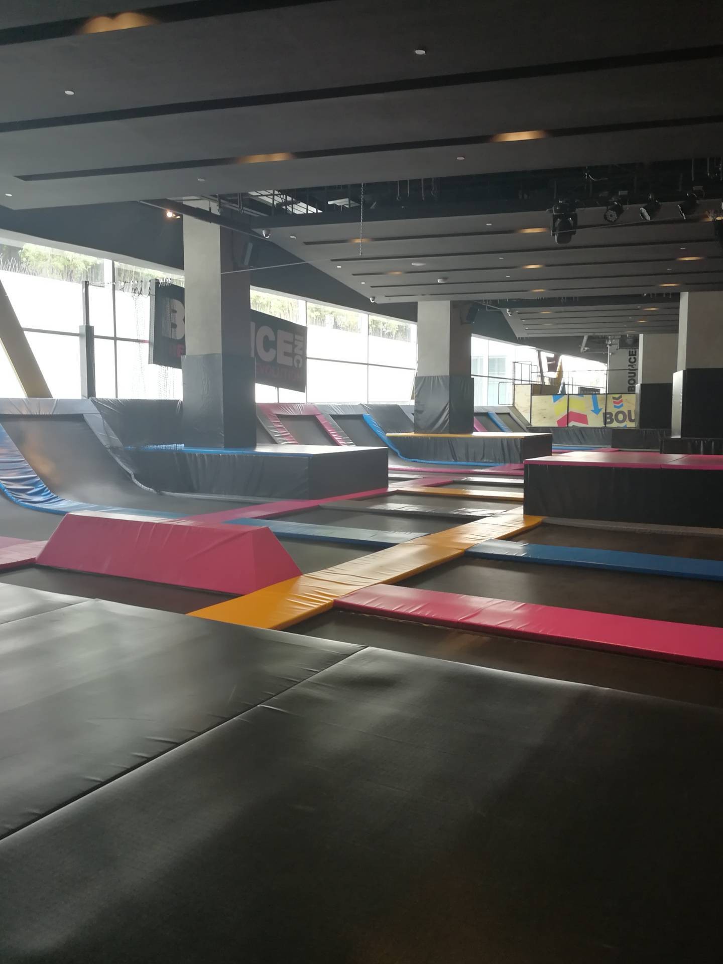 รูป Bounce Thailand The Emquartier - Wongnai