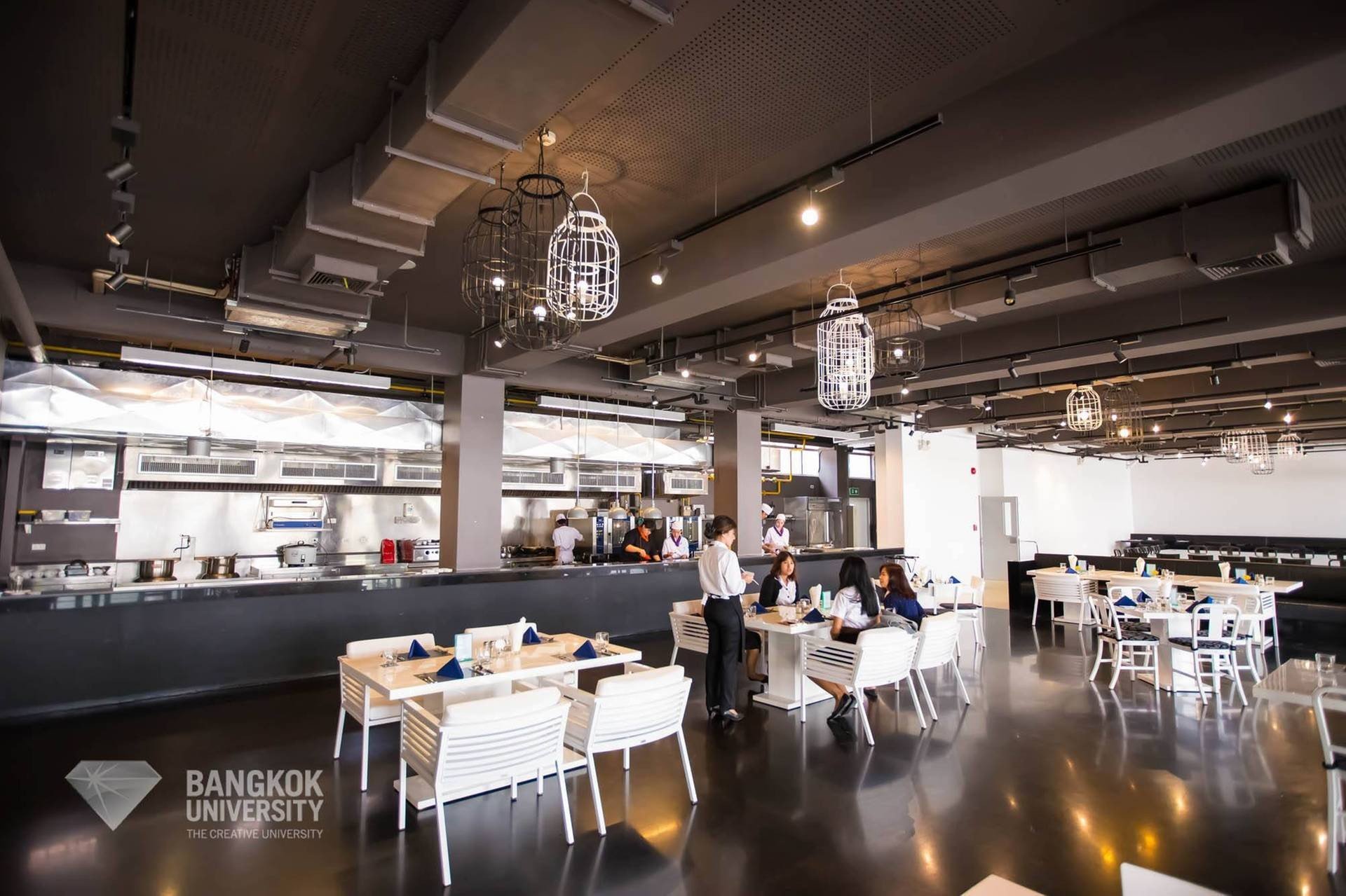 รีวิว BU Restaurant - บรรยากาศหรูระดับโรงแรม อาหารอร่อยเกินราคา แค่ครอ ...