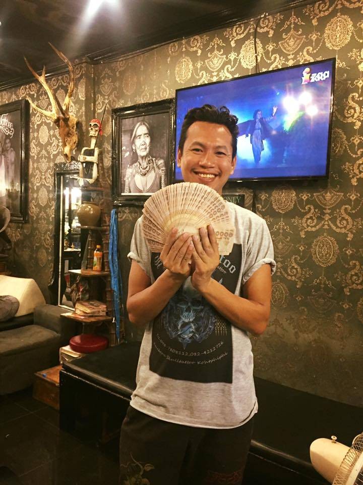 อุเทน พวงโต • ช่างใหญ่แห่งเกาะพีพี ร้าน ร้านสักนครสวรรค์Put Tattoo Studio ซอยสวรรค์วิถี48 ชุมชน ...