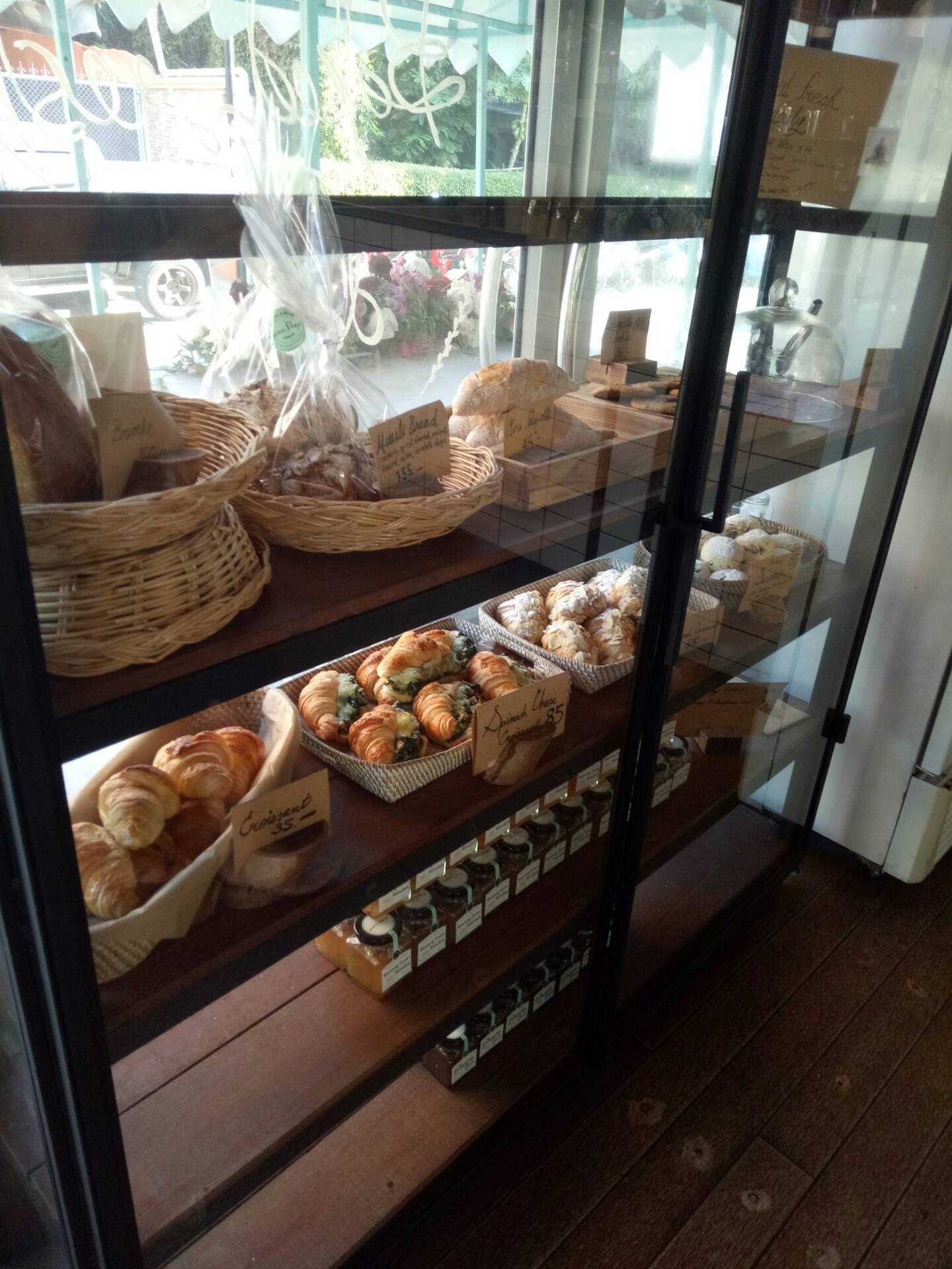 รีวิว Rustic & Blue - The Farm Shop - สุดแนวและอร่อย