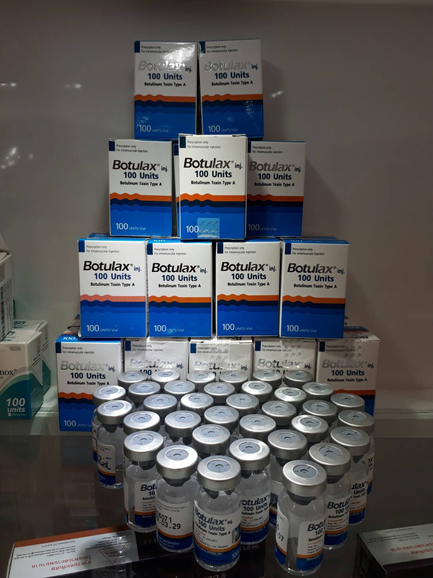 รีวิว V Square Clinic Botox Filler Center เดอะวอล์คเกษตรนวมินทร์ - มา ...