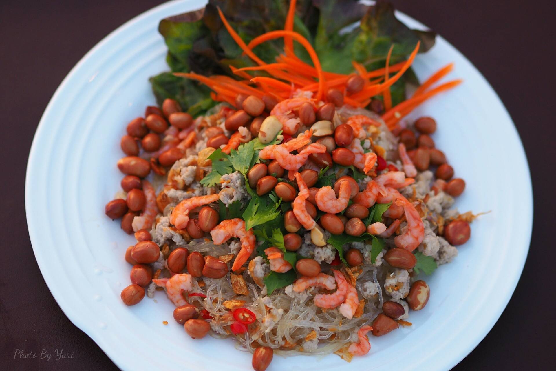 ยำวุ้นเส้น (สูตรโบราณ ) • 89 บาท ร้าน Hangout by aruno Box Space รัชโยธิน