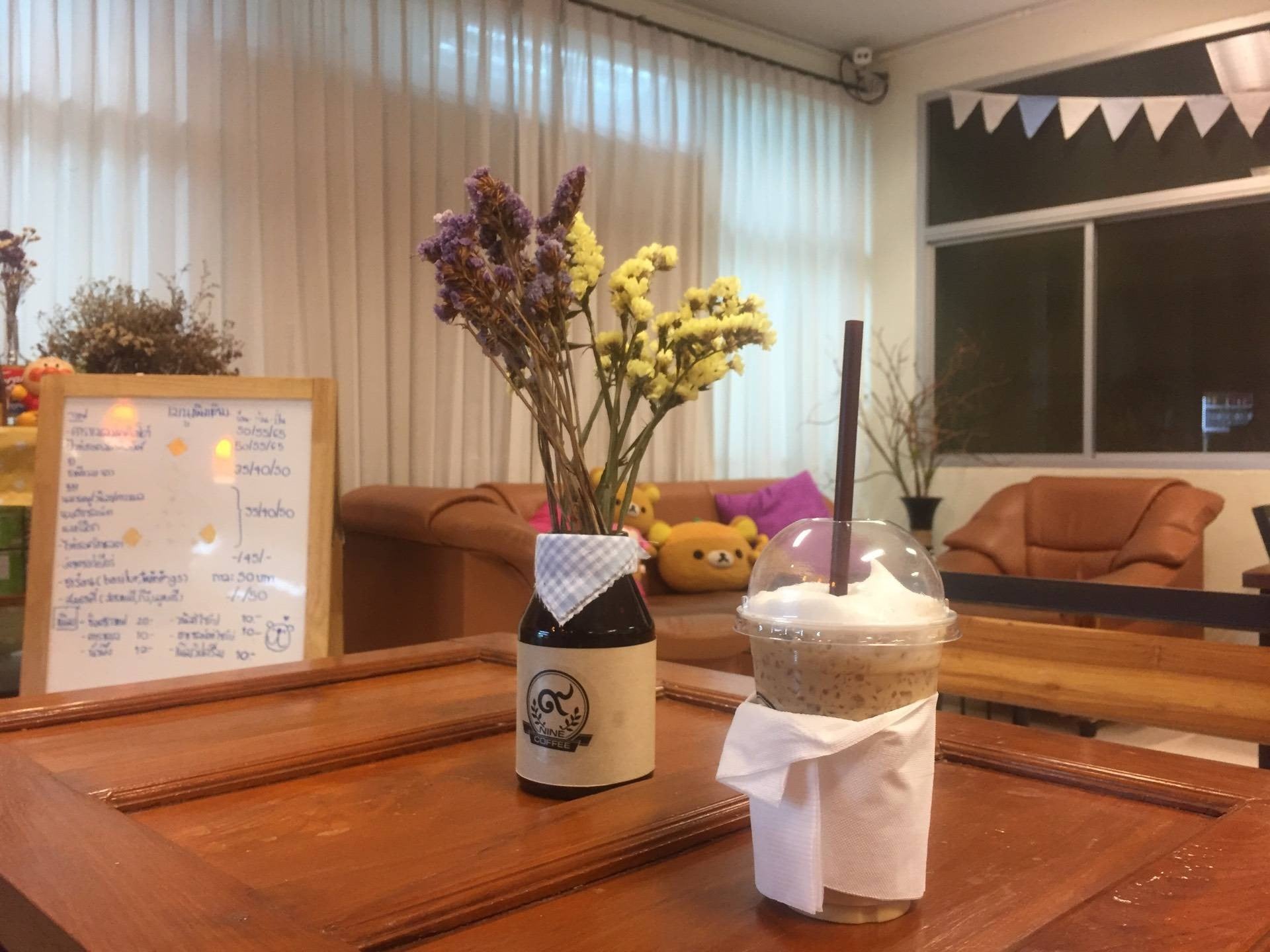 รีวิว Nine Coffee ศูนย์บรรณสาร ม.พะเยา - คนชอบกินชาเขียนร้านนี้ใช่เลย ...