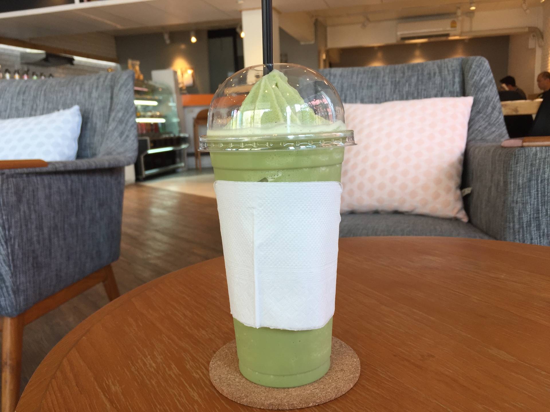 MATCHA LATTE FRAPPE . ร้าน CAFE' MURASAKI