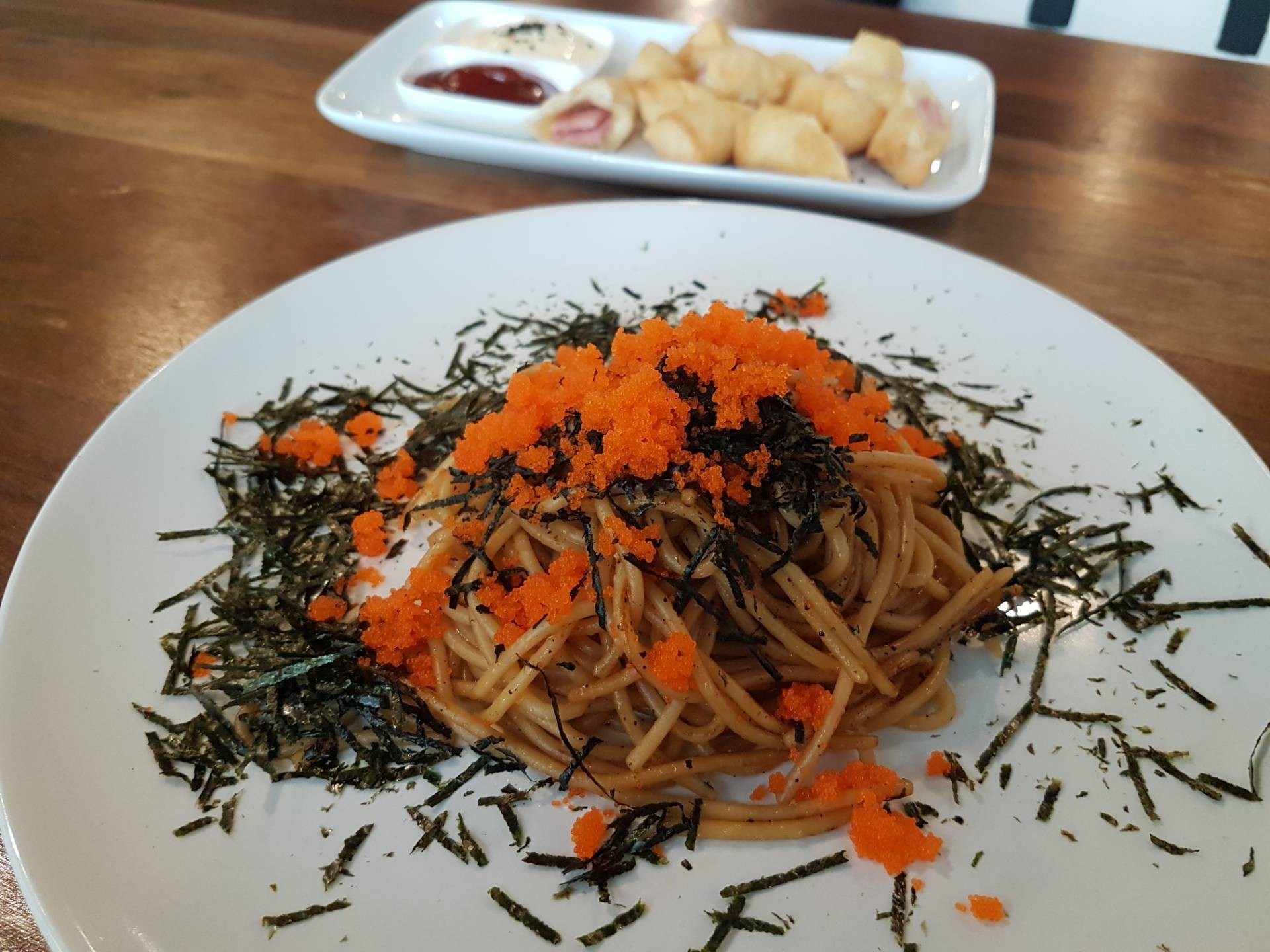 รีวิว Scrabble cafe - หลบร้อน ไปหาข้าวกินกะขนมในร้านฮิปๆ