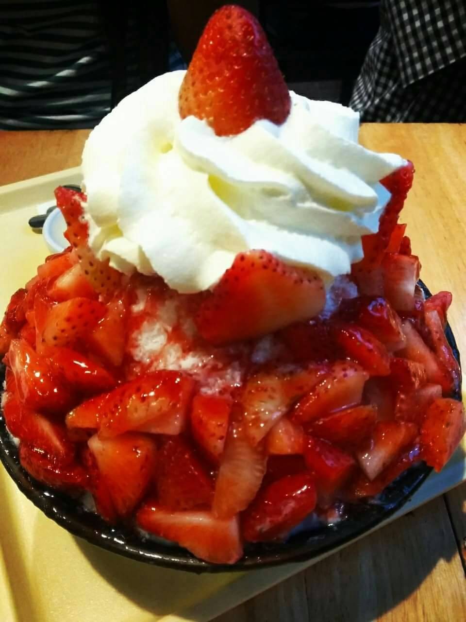 รีวิว Seoul Bingsu Korean Dessert Cafe (official) ซอยจรินทร์ - ย่ำค่ำ ...
