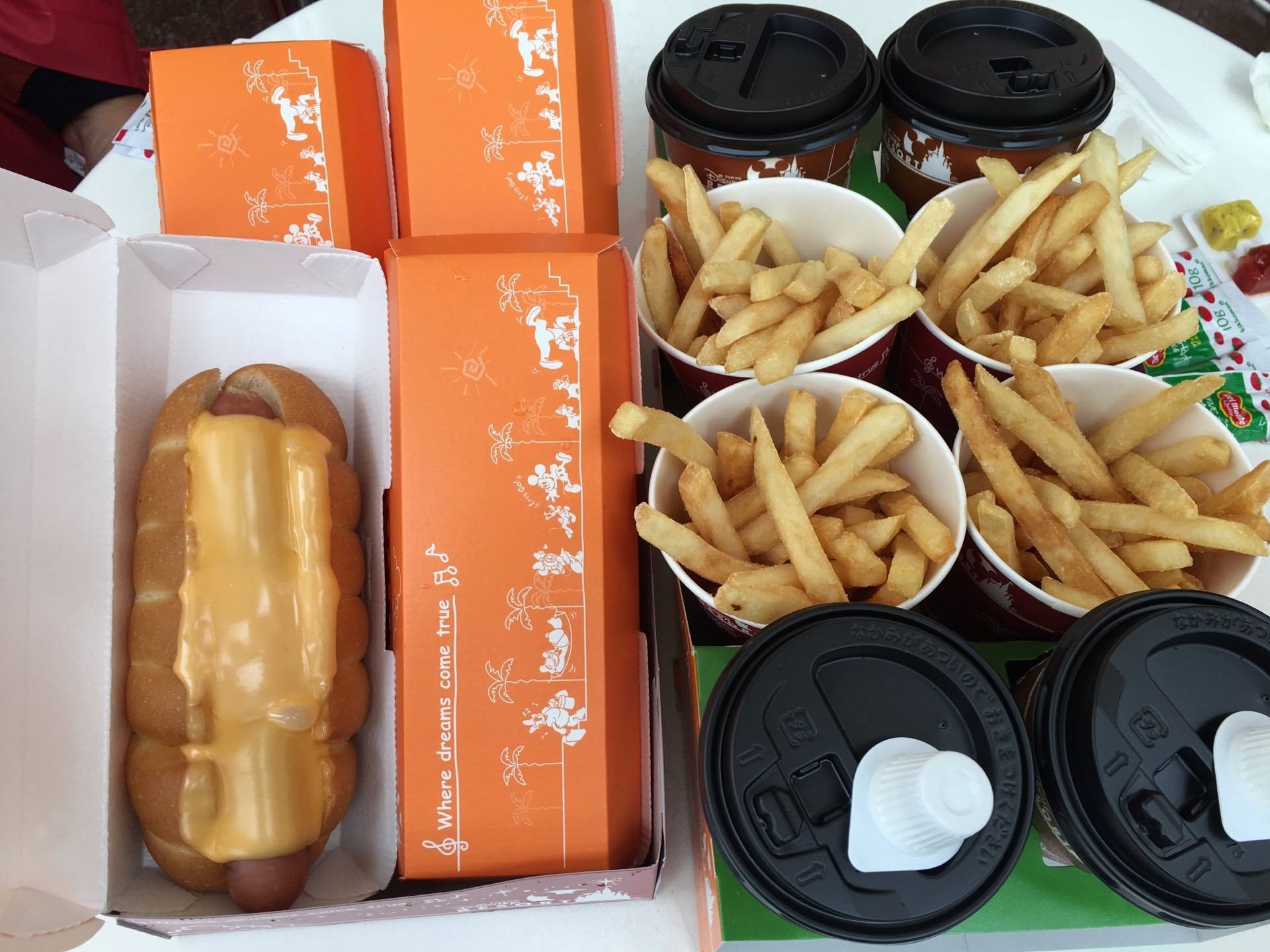 ร้าน REFRESHMENT CORNER | รีวิวร้านอาหาร - Wongnai