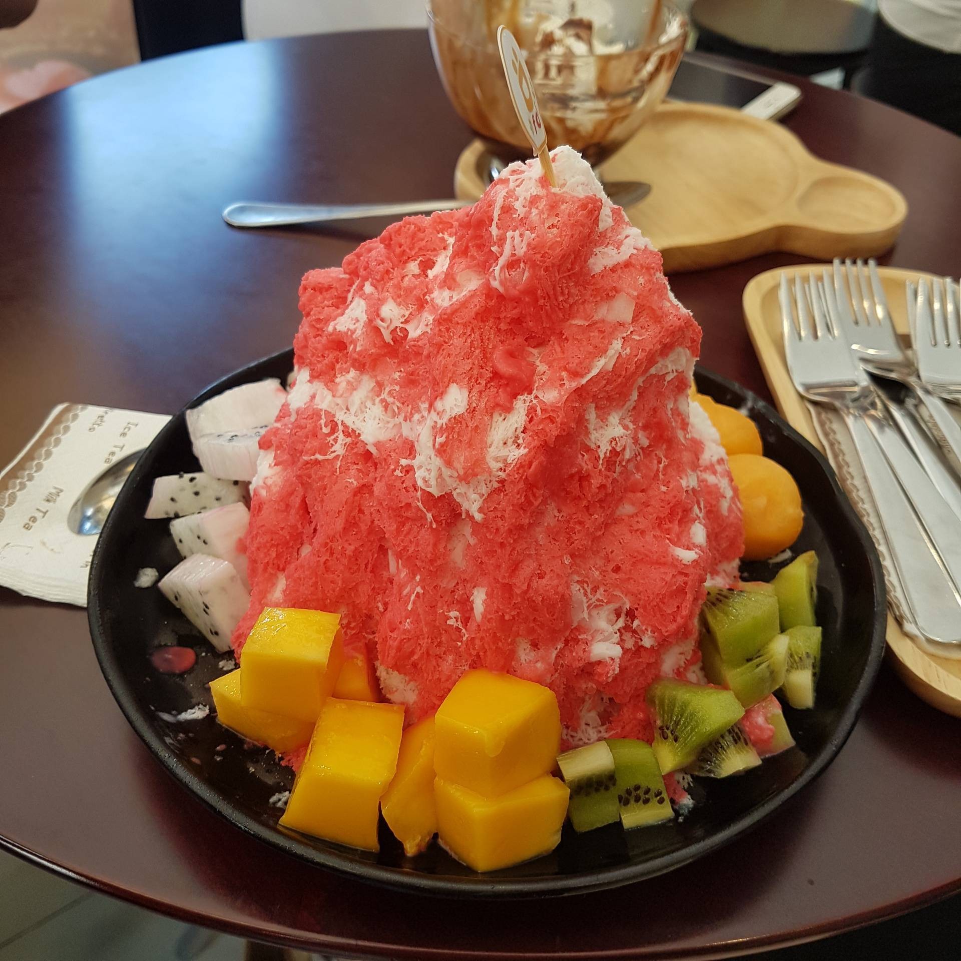 รีวิว DFORU Dessert Cafe - เหมาะกับอากาศร้อนบ้านเรามาก มีทั้งกาแฟ ...