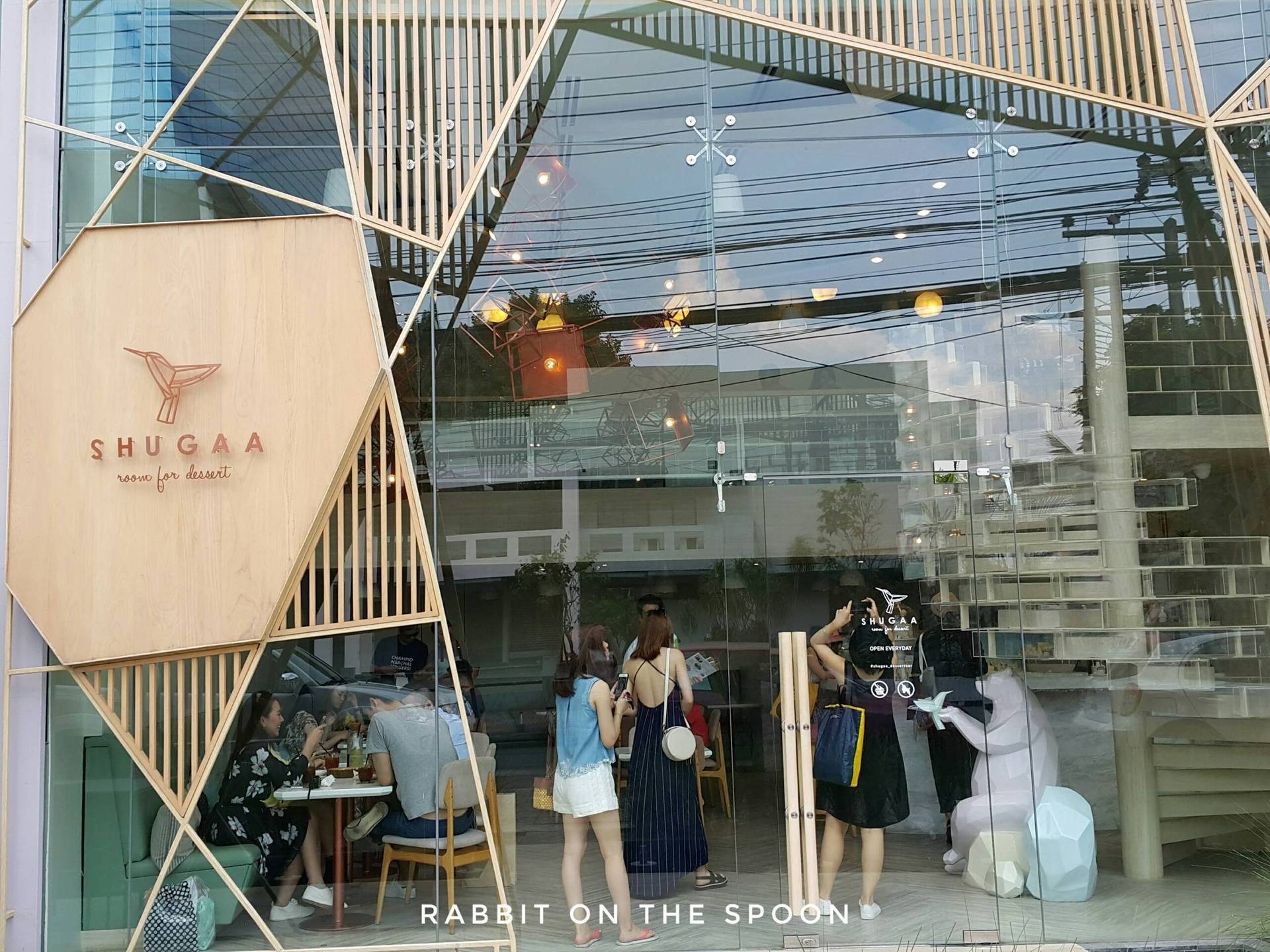 รีวิว SHUGAA - ร้านน่ารักใสๆตกแต่งดีเทลดี ขนมอร่อยน่ารัก ชอบทู๊กกอย่าง ...