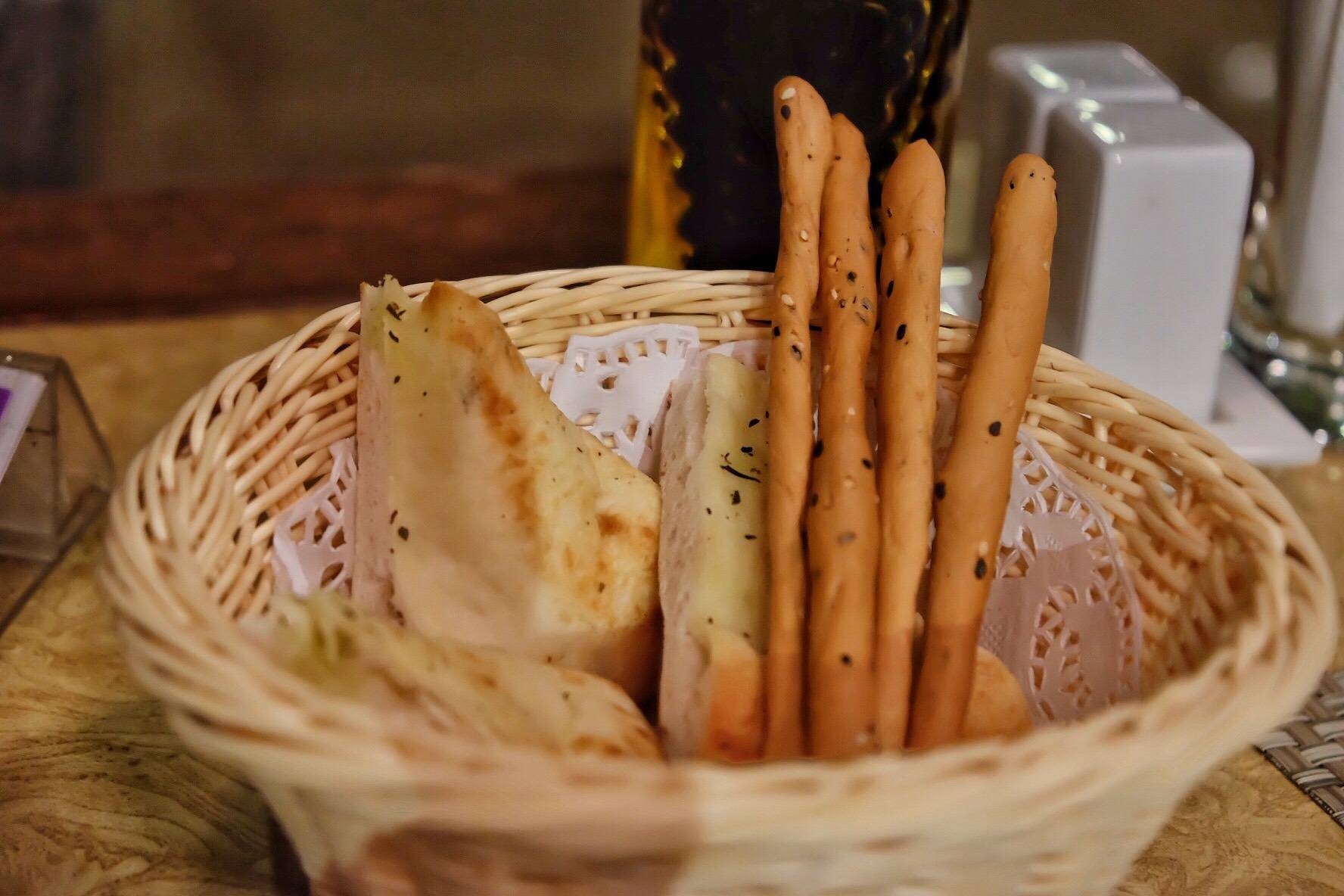 รีวิว Bacco Beach Restaurant & Wine Bar พัทยา - อาหารอร่อย วิวดี