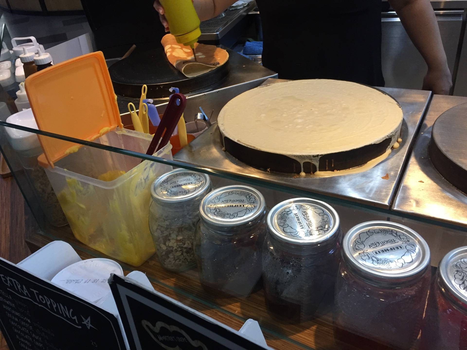 รีวิว Monster’s Crepe at K Village เค วิลเลจ - ร้านเครปนุ่มๆ