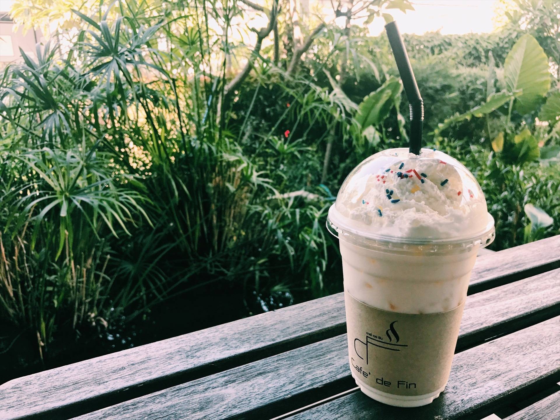 รีวิว Cafe' De Fin บางใหญ่ - เครื่องดื่มค่อนข้างหวาน ร้านเล็ก ที่จอดรถ ...