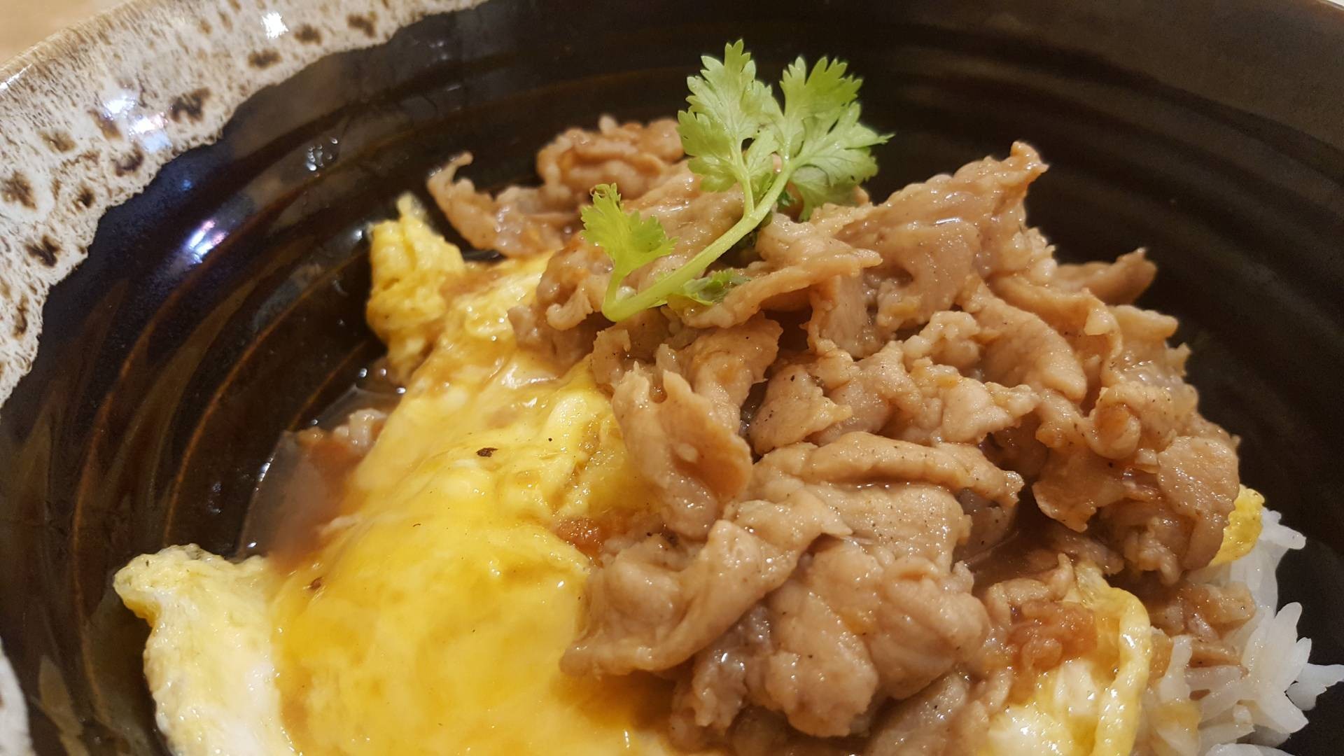 รีวิว S&P Restaurant & Bakery Midtown Asoke - บรรยากาศดีโปร่งโล่งสบาย ...