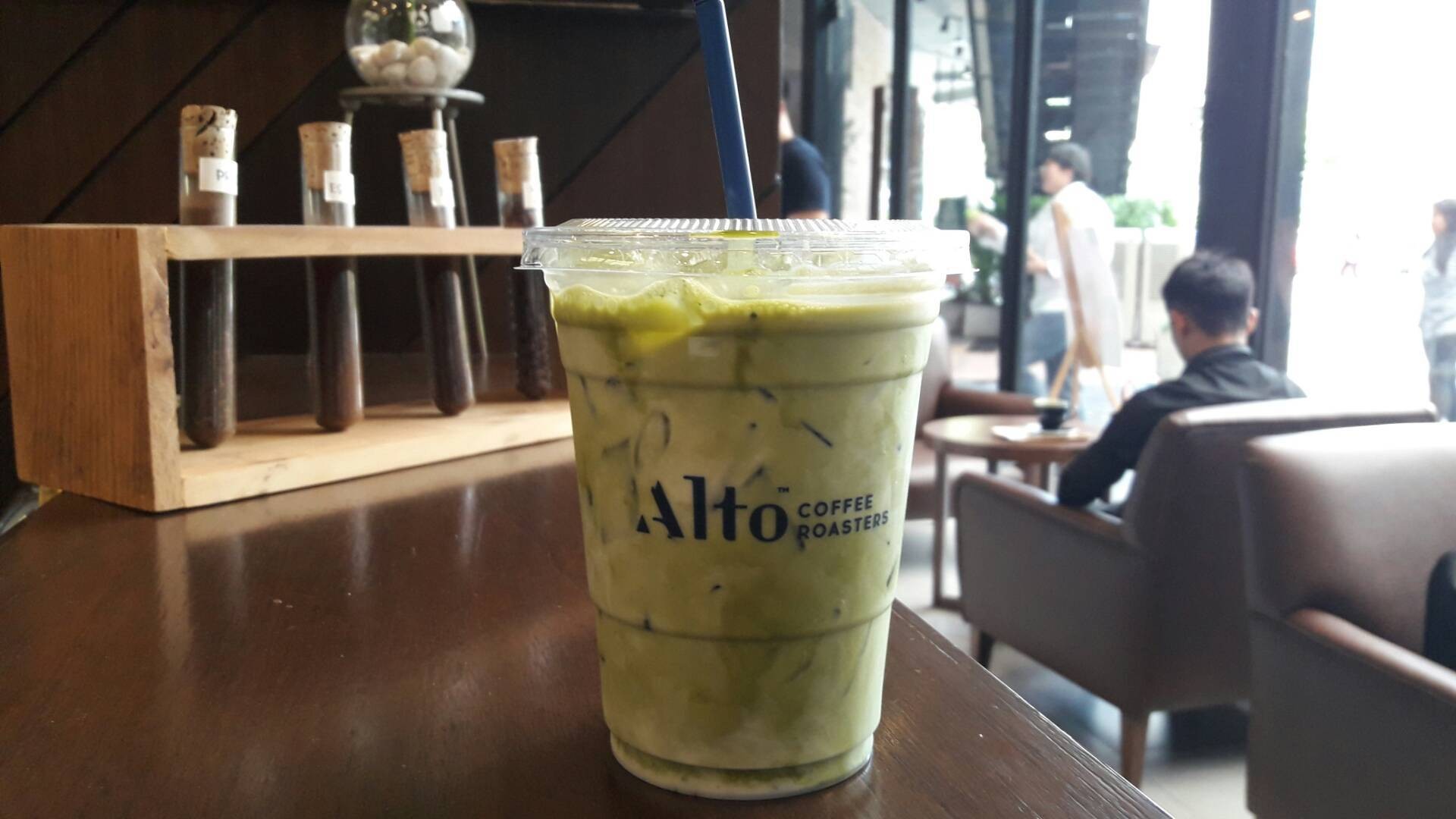 รีวิว Alto Coffee Roasters สวนเพลิน มาเก็ต พระราม 4 - ดับร้อน ผ่อนคลาย ...