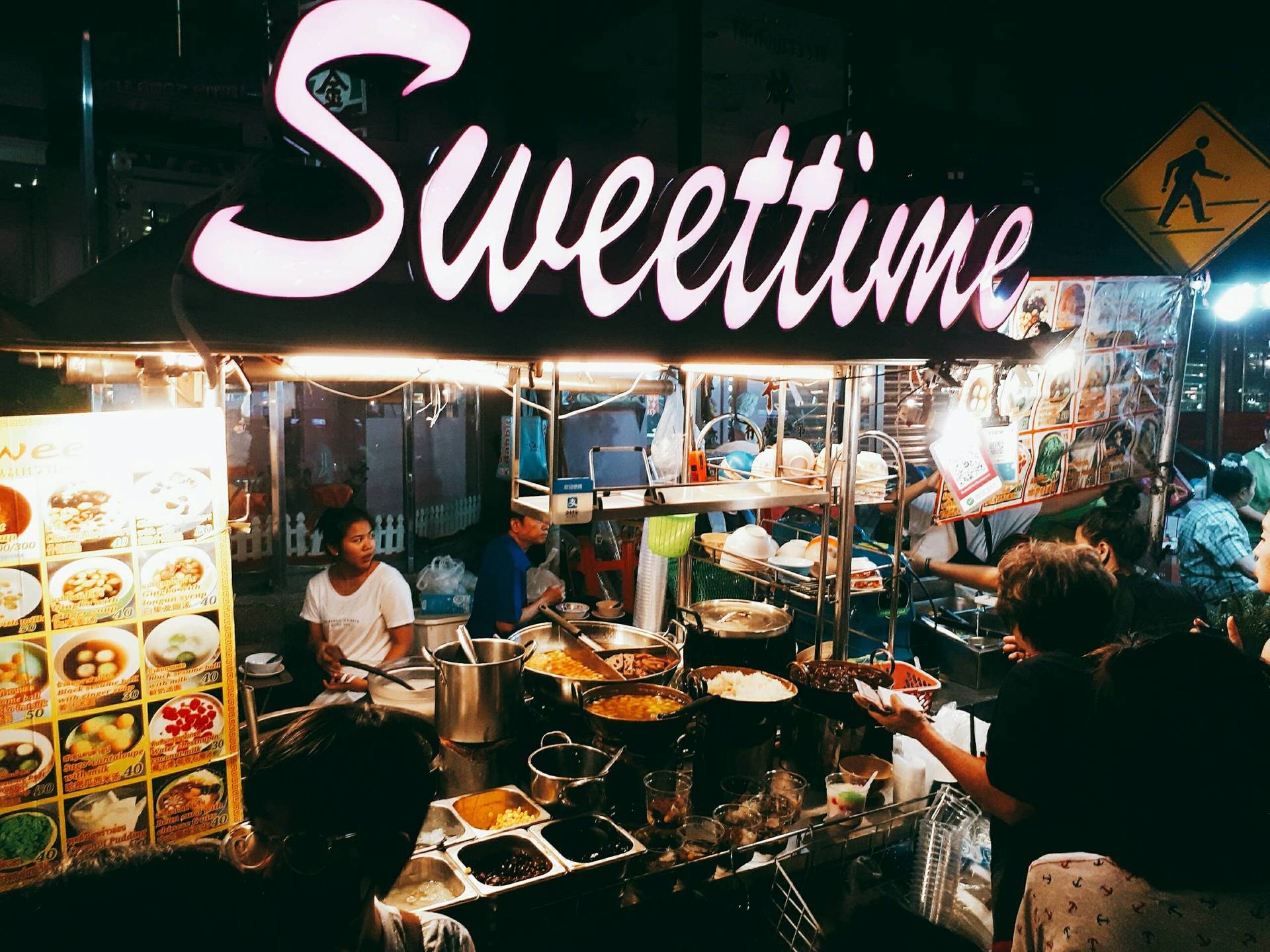 รีวิว Sweettime วงเวียน22 วงเวียน 22 กรกฎา - คนเยอะไปไหน ทั้งที่รสก็ธรรมดา