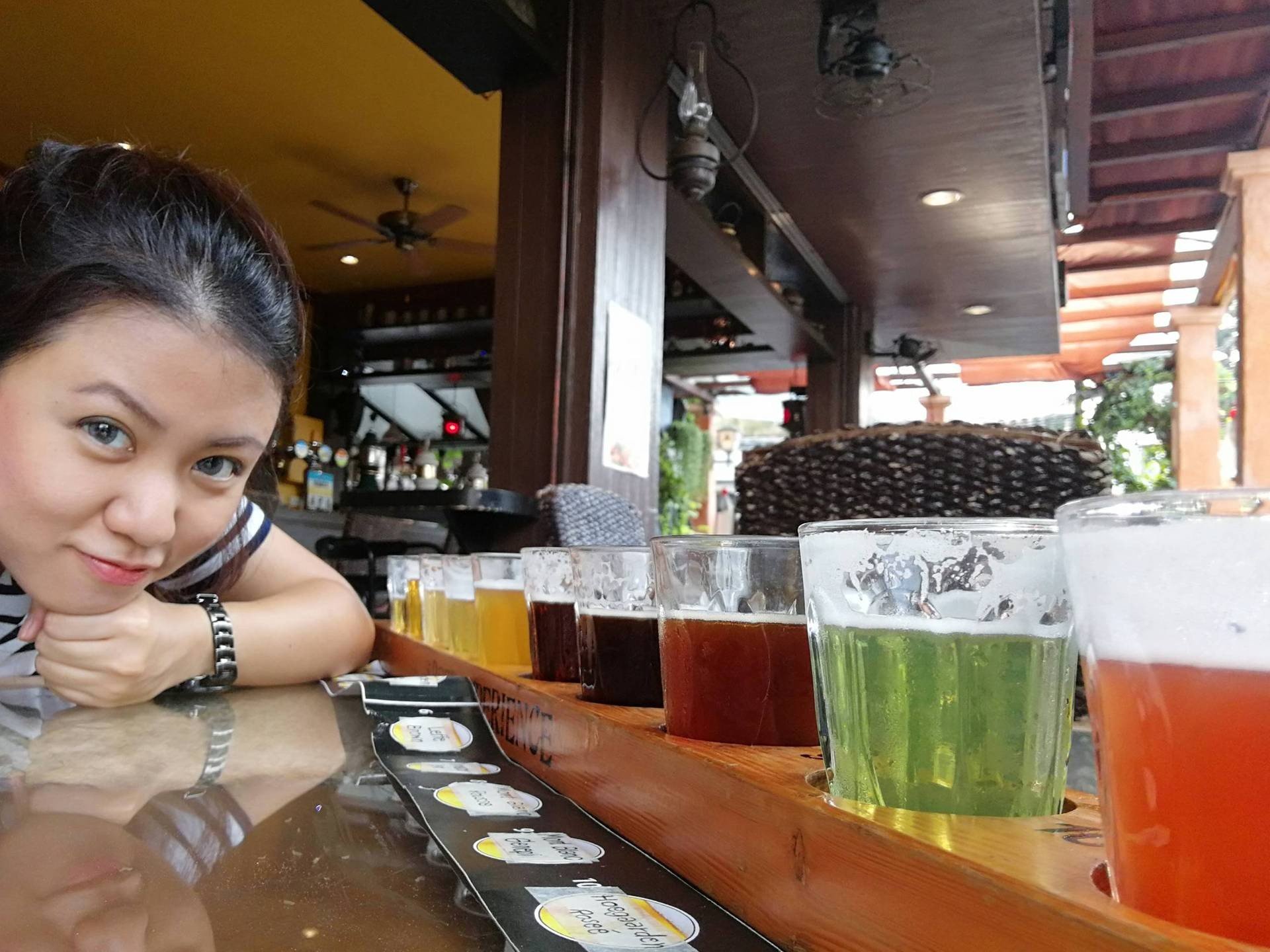 รีวิว Beer Republic - Beer Taster 10 ตัวที่คุณควรมาลอง